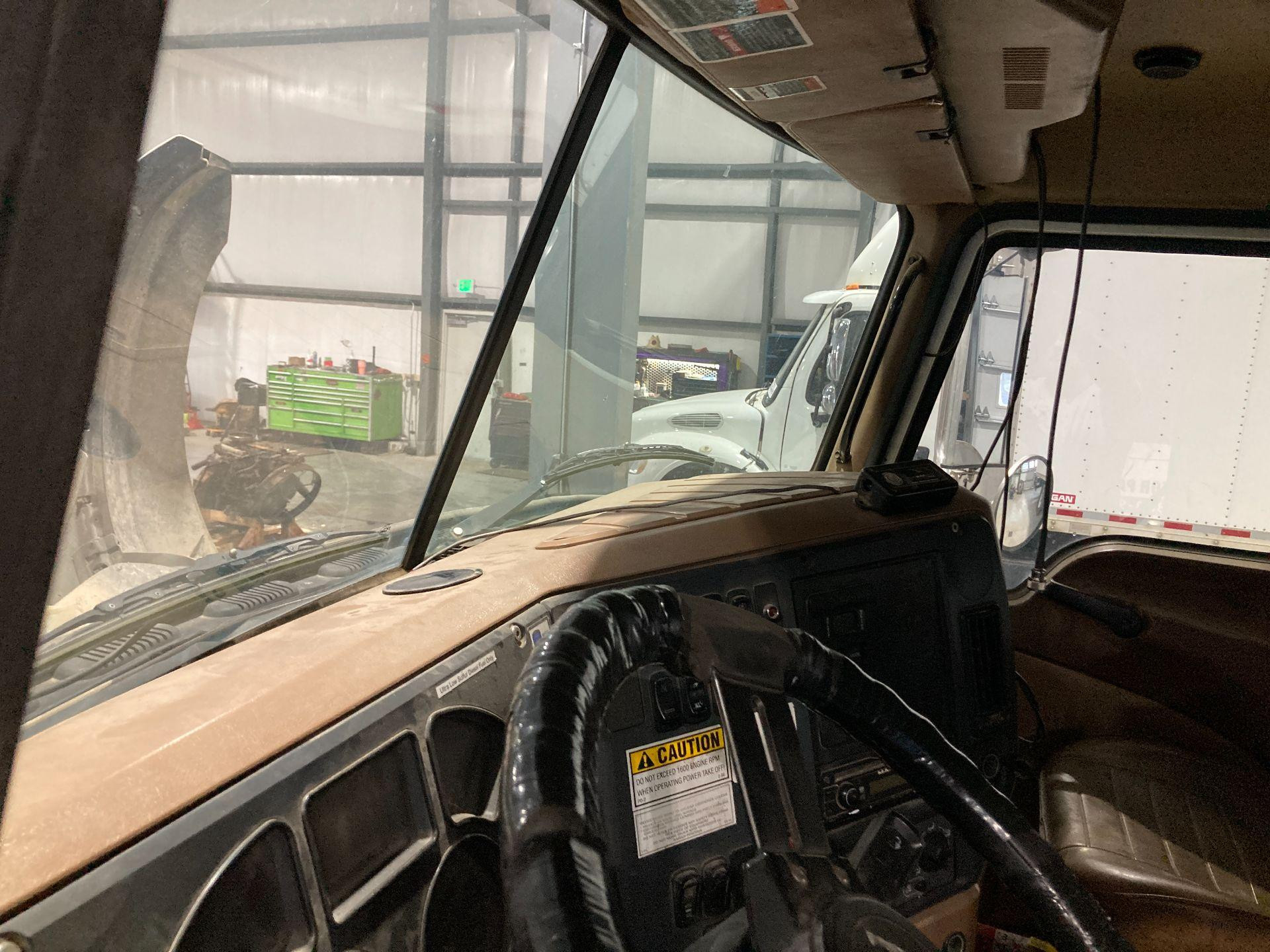 Mack GU813 Dash Assembly for Sale