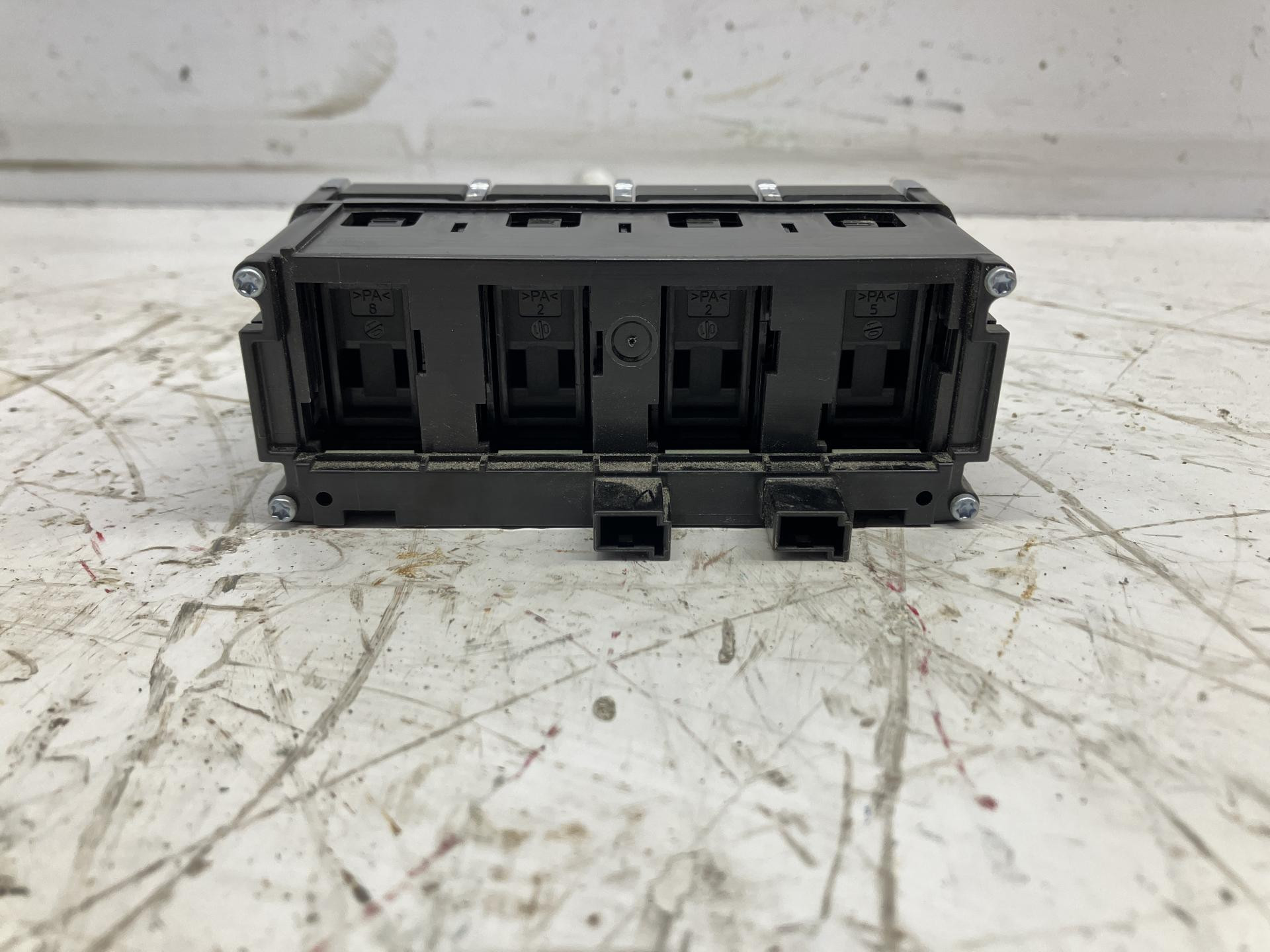 Western Star Trucks 49X Dash/Console Switch for Sale