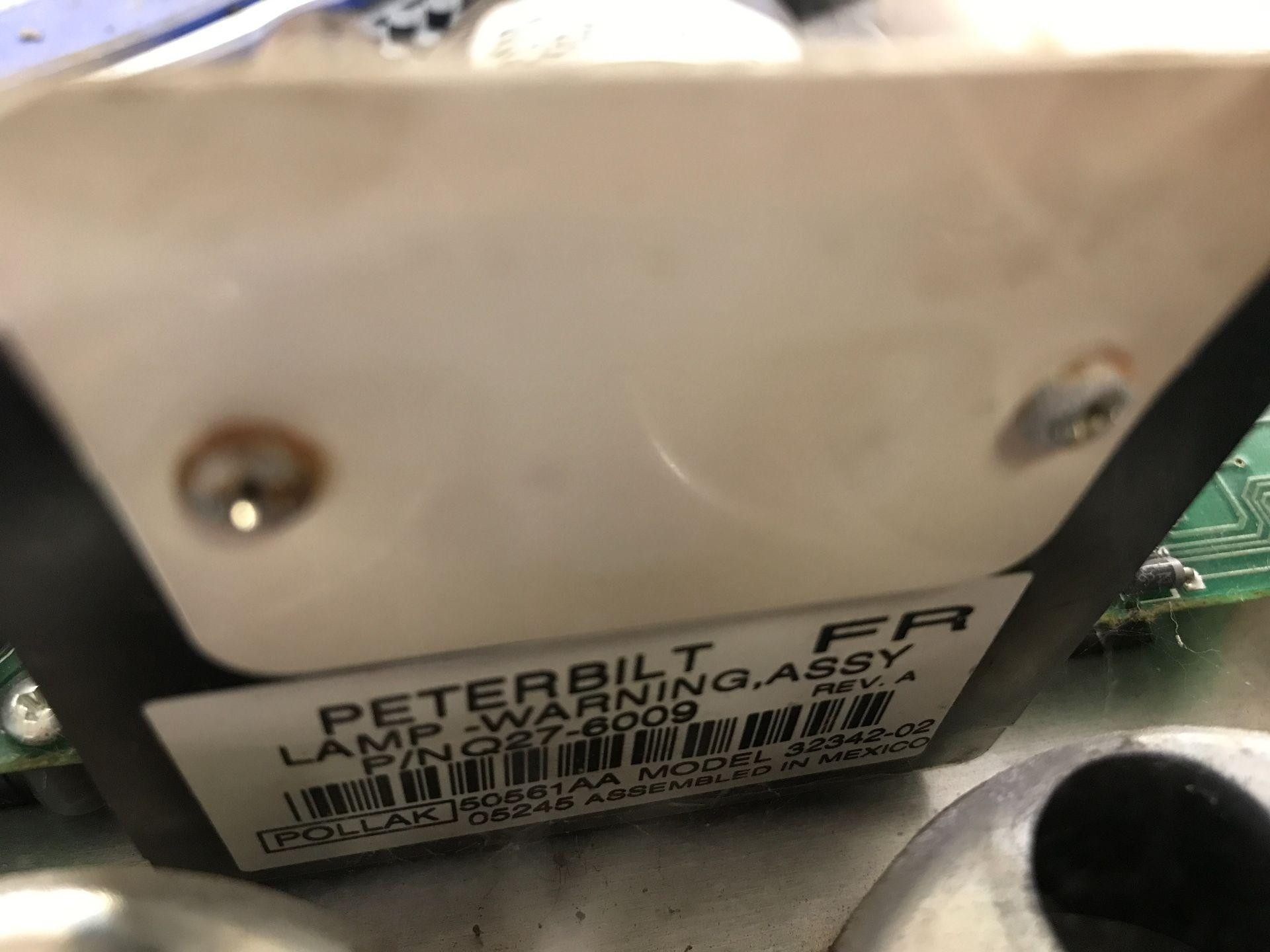 Q27-6009 | Peterbilt 335 Miscellaneous Lighting for Sale