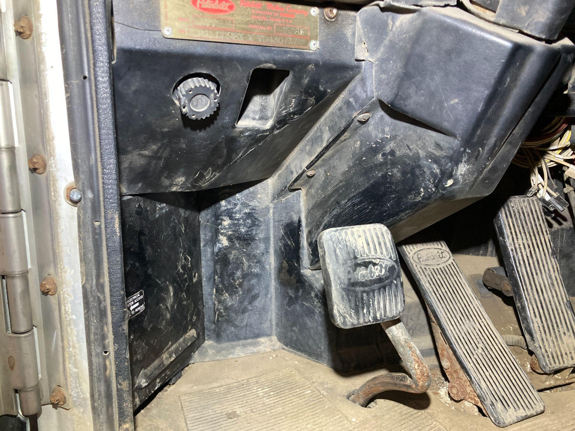 Peterbilt 377 Dash Panel for Sale