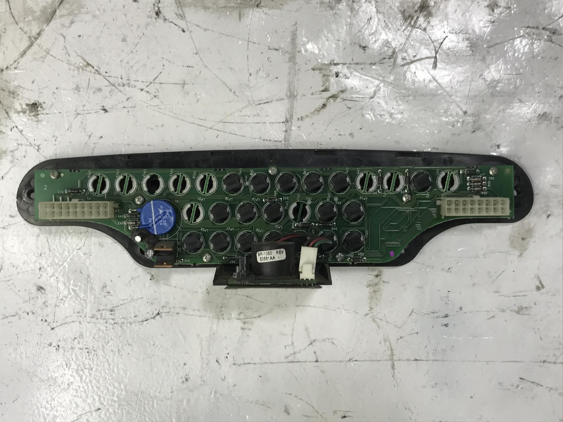 17-03283 | Peterbilt 379 Dash Panel for Sale
