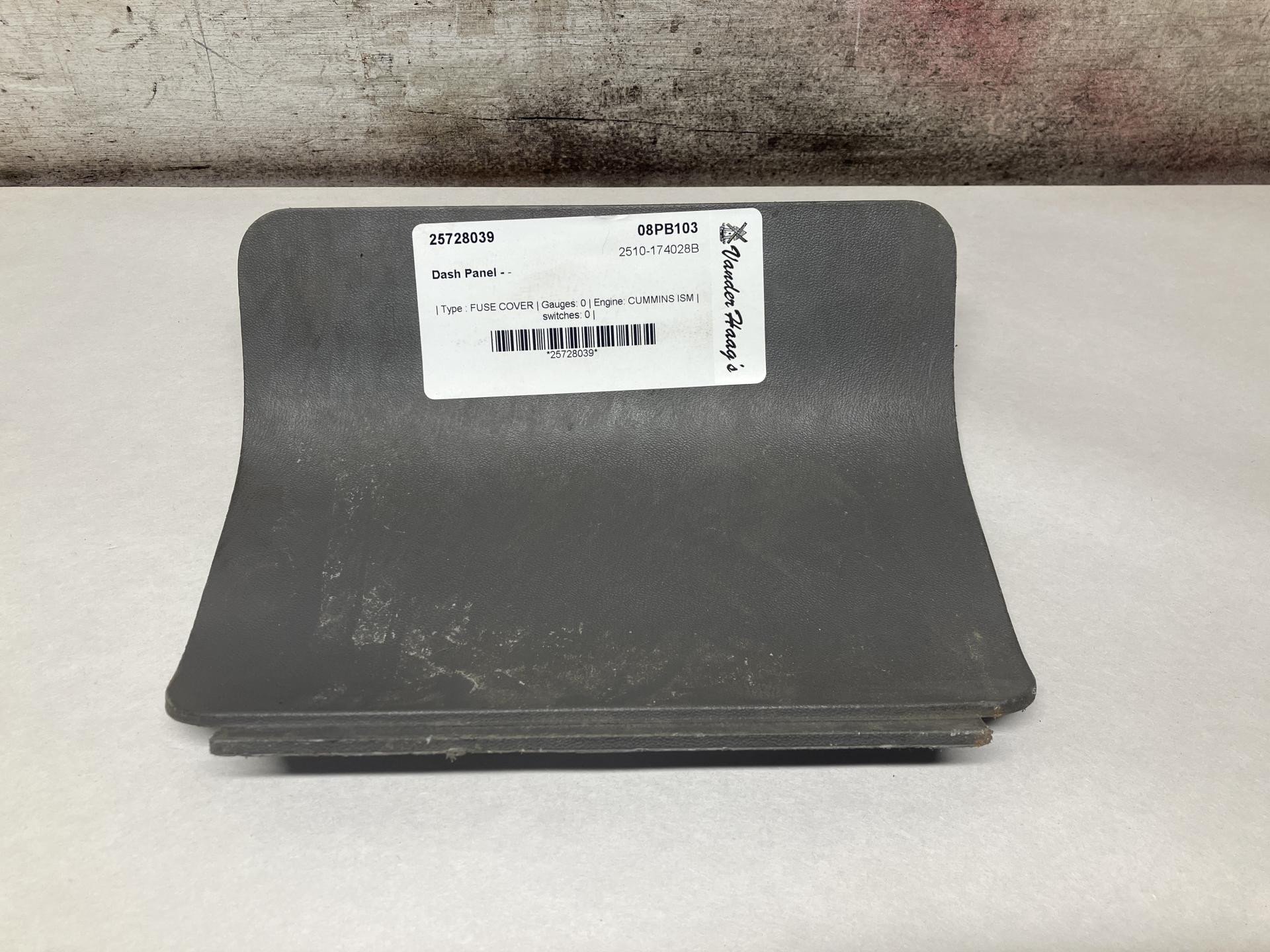 Peterbilt 384 Dash Panel for Sale