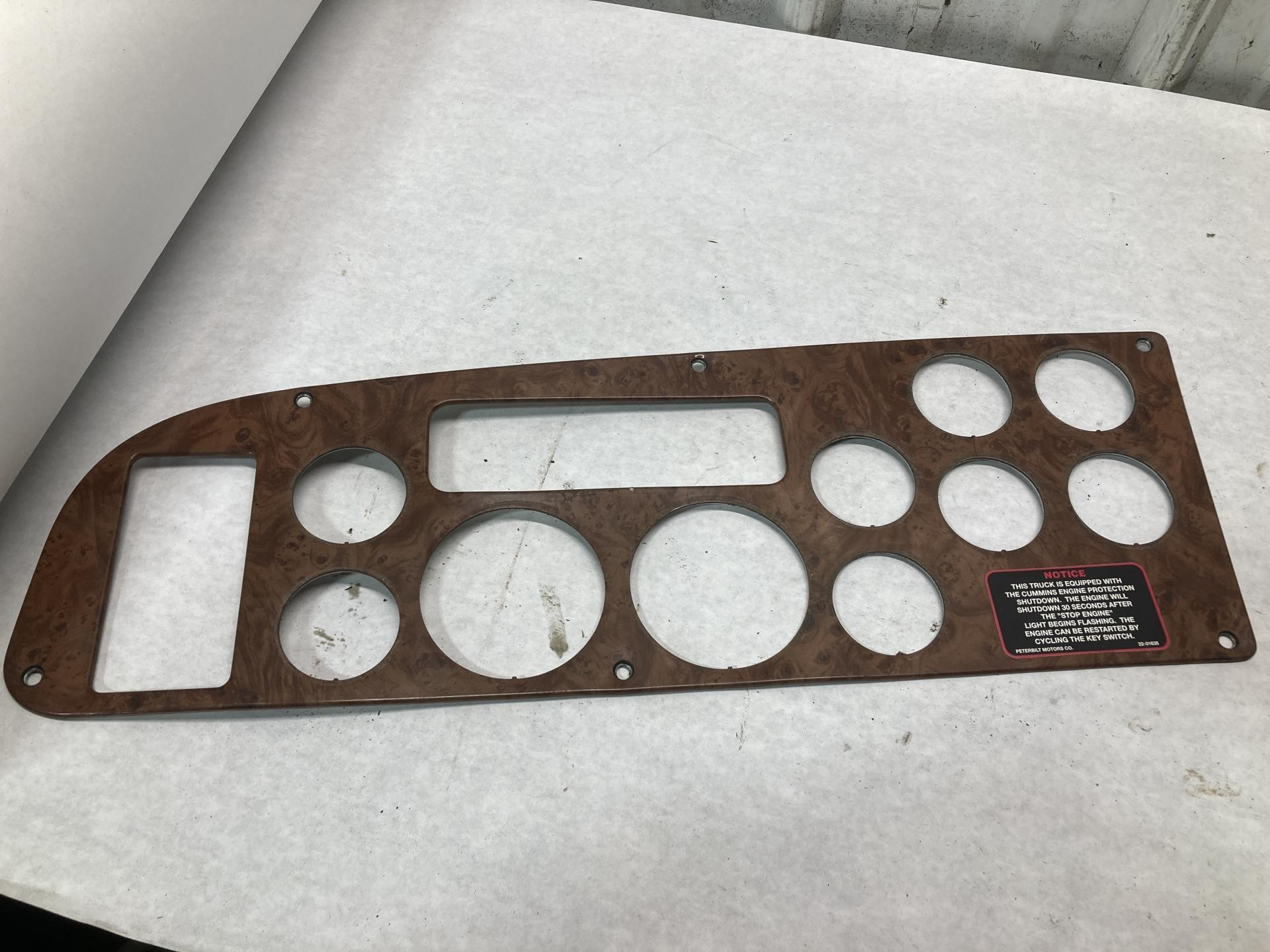 S64-6064M03 | Peterbilt 387 Dash Panel for Sale
