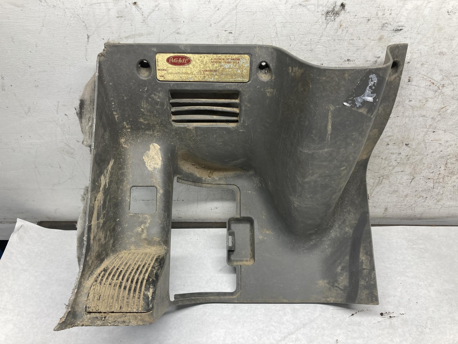 N/A | Peterbilt 388 Dash Panel for Sale