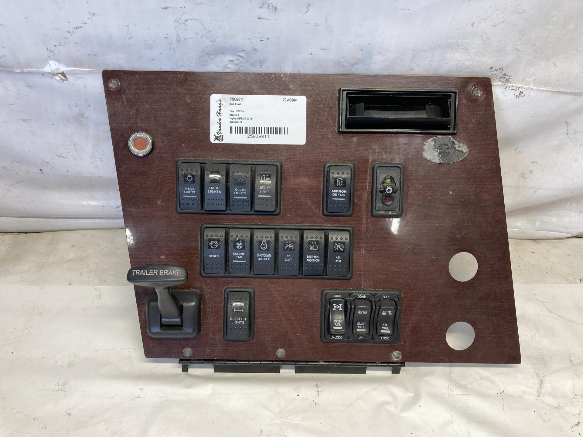 A18-67591-001 | Western Star Trucks 5700 Dash Panel for Sale