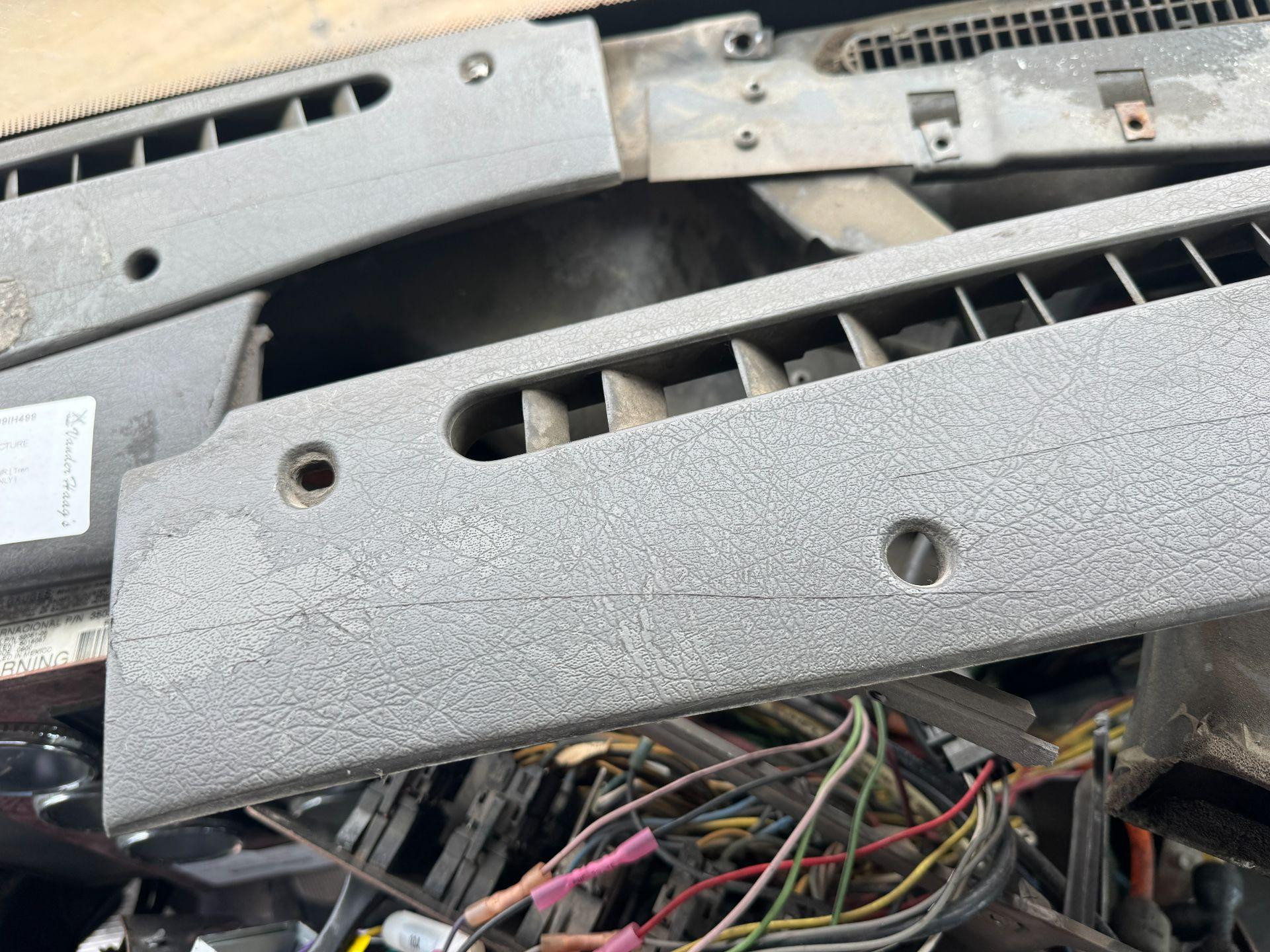 International 9400 Dash Panel for Sale