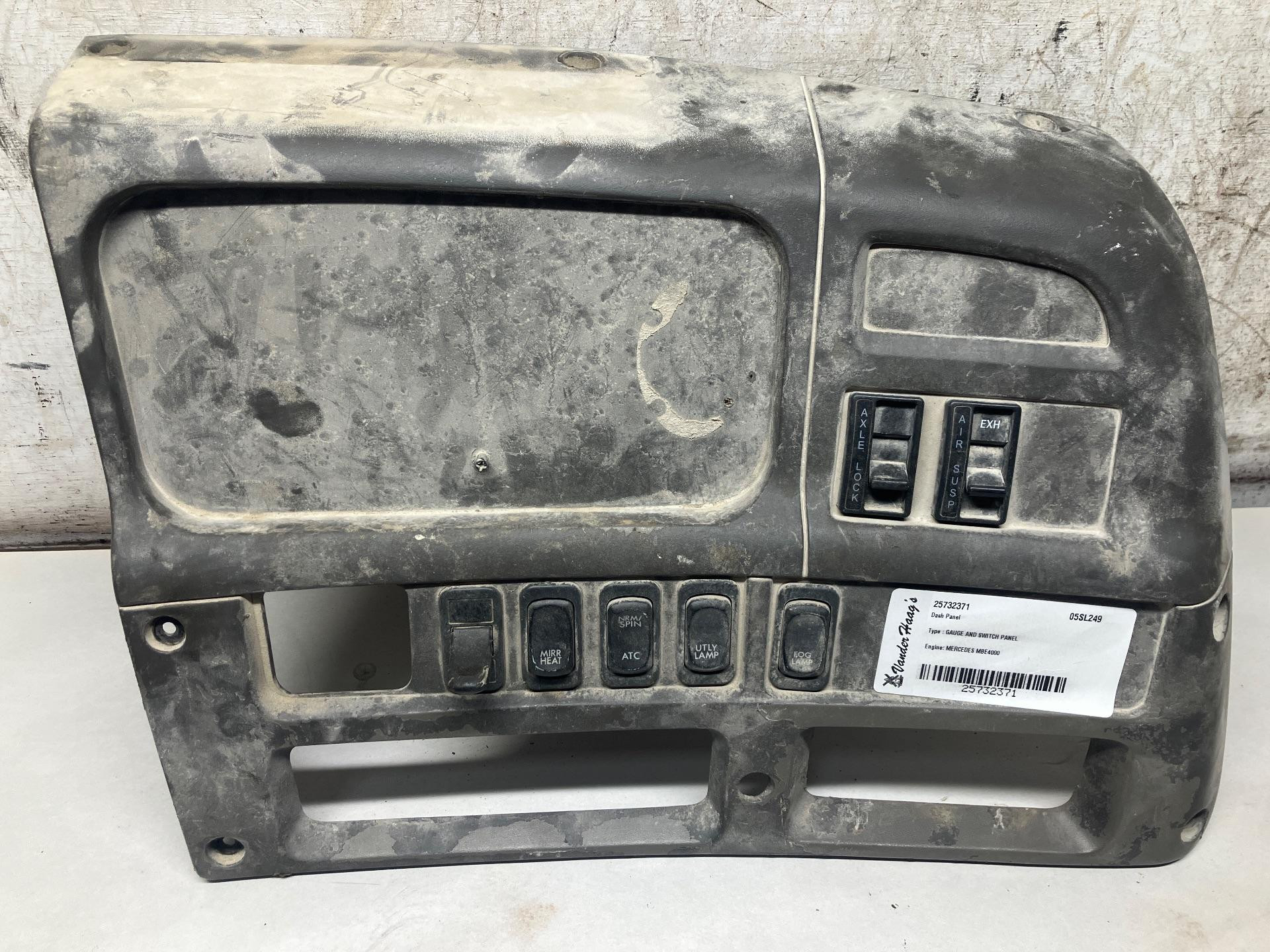 F6HT-80045B76-AAW | Sterling A9513 Dash Panel for Sale