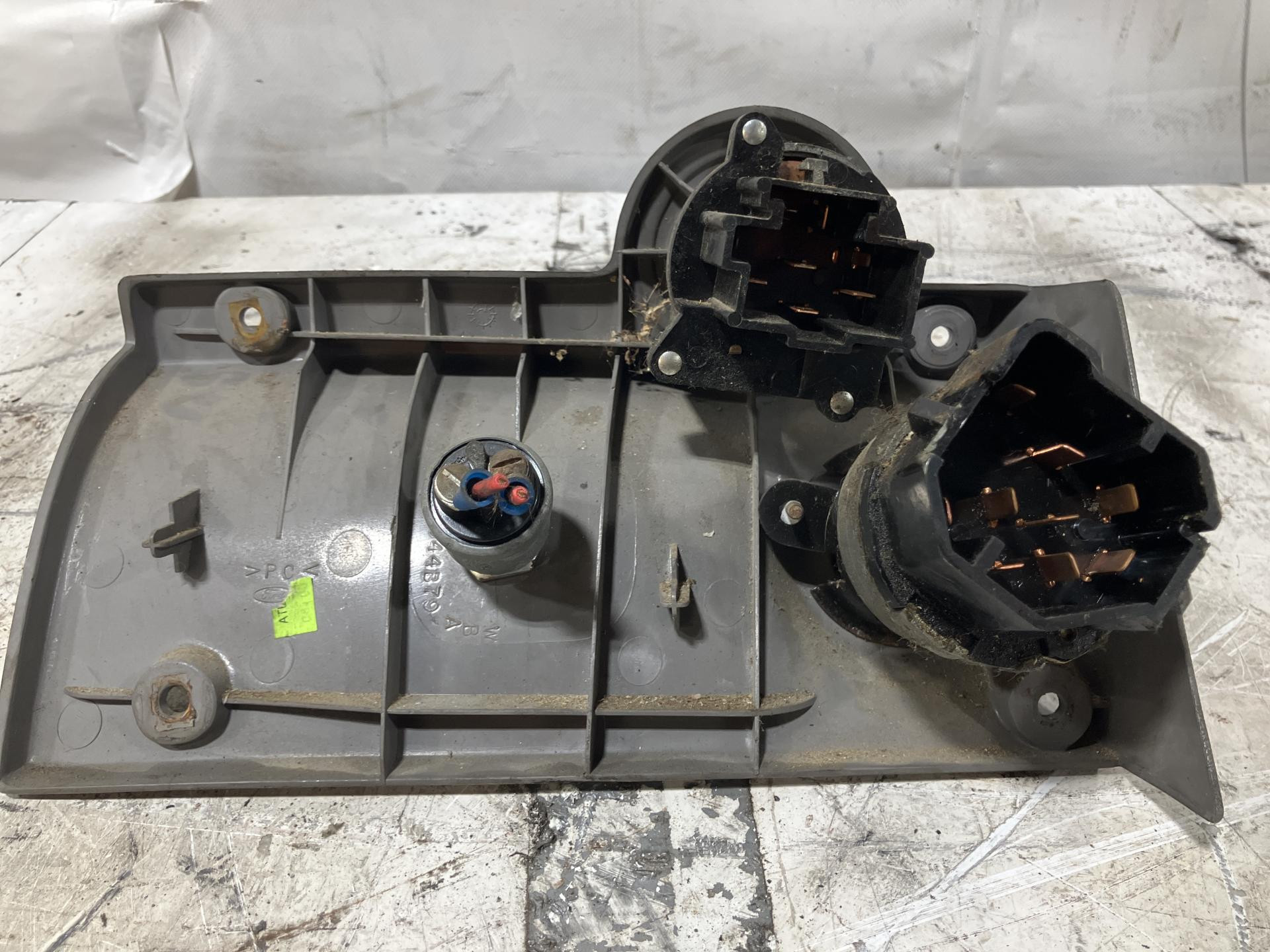 Ford L8501 Dash Panel for Sale