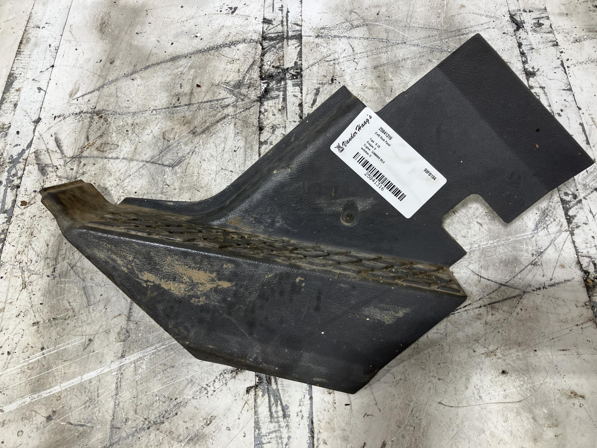 Ford L8501 Dash Panel for Sale