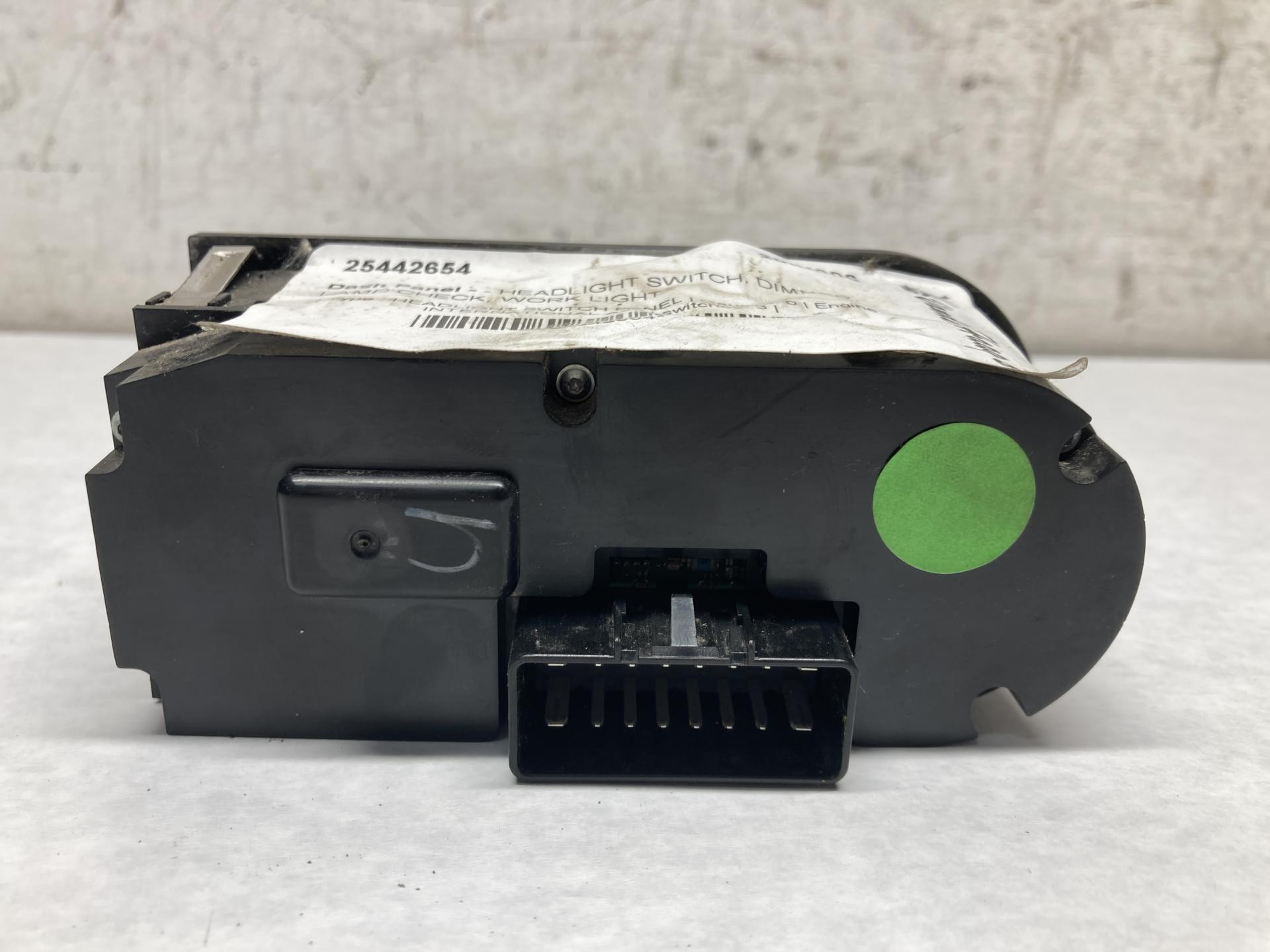 4080941C2 | International LT Dash Panel for Sale