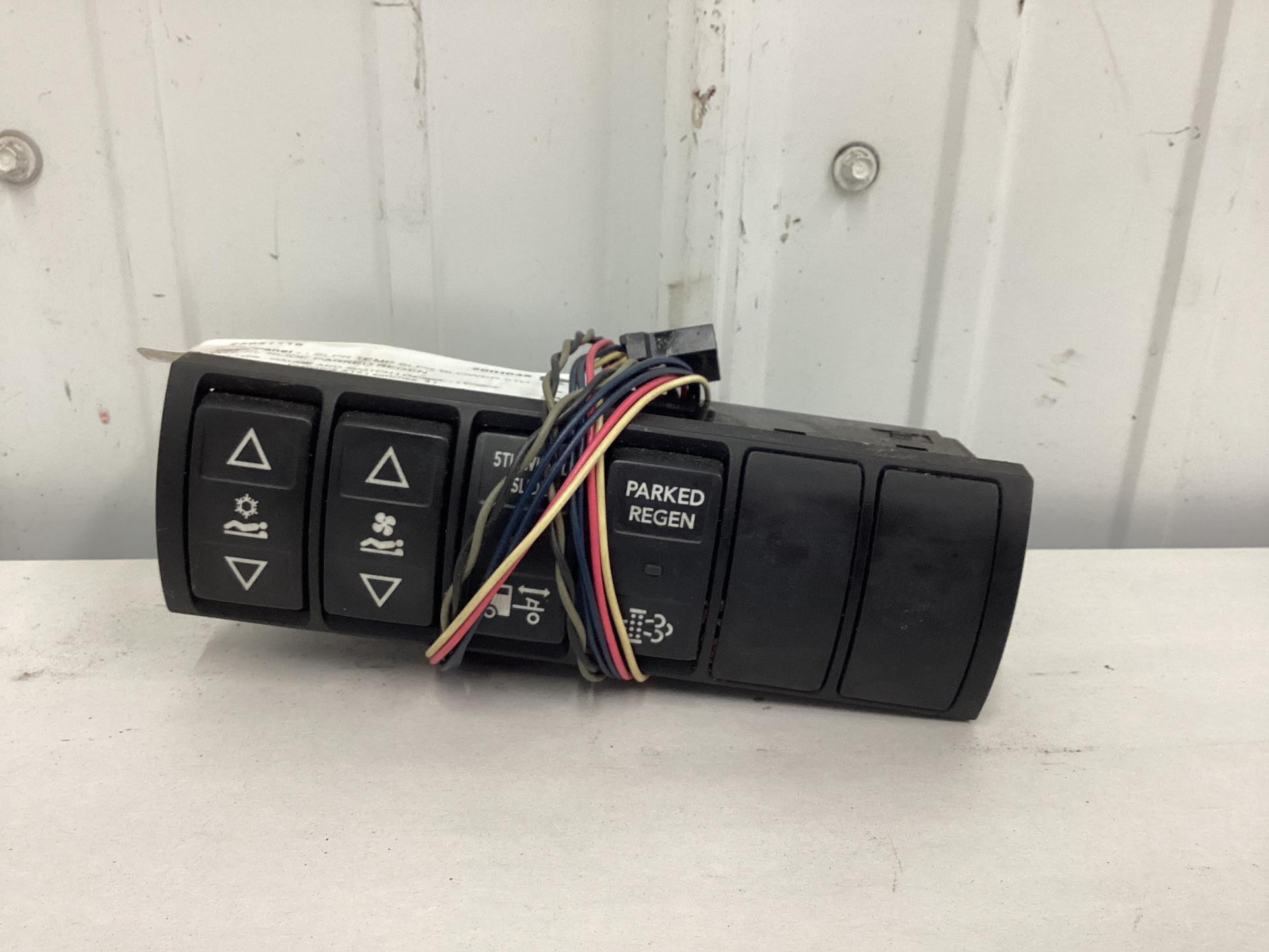 28613205 | International LT Dash Panel for Sale