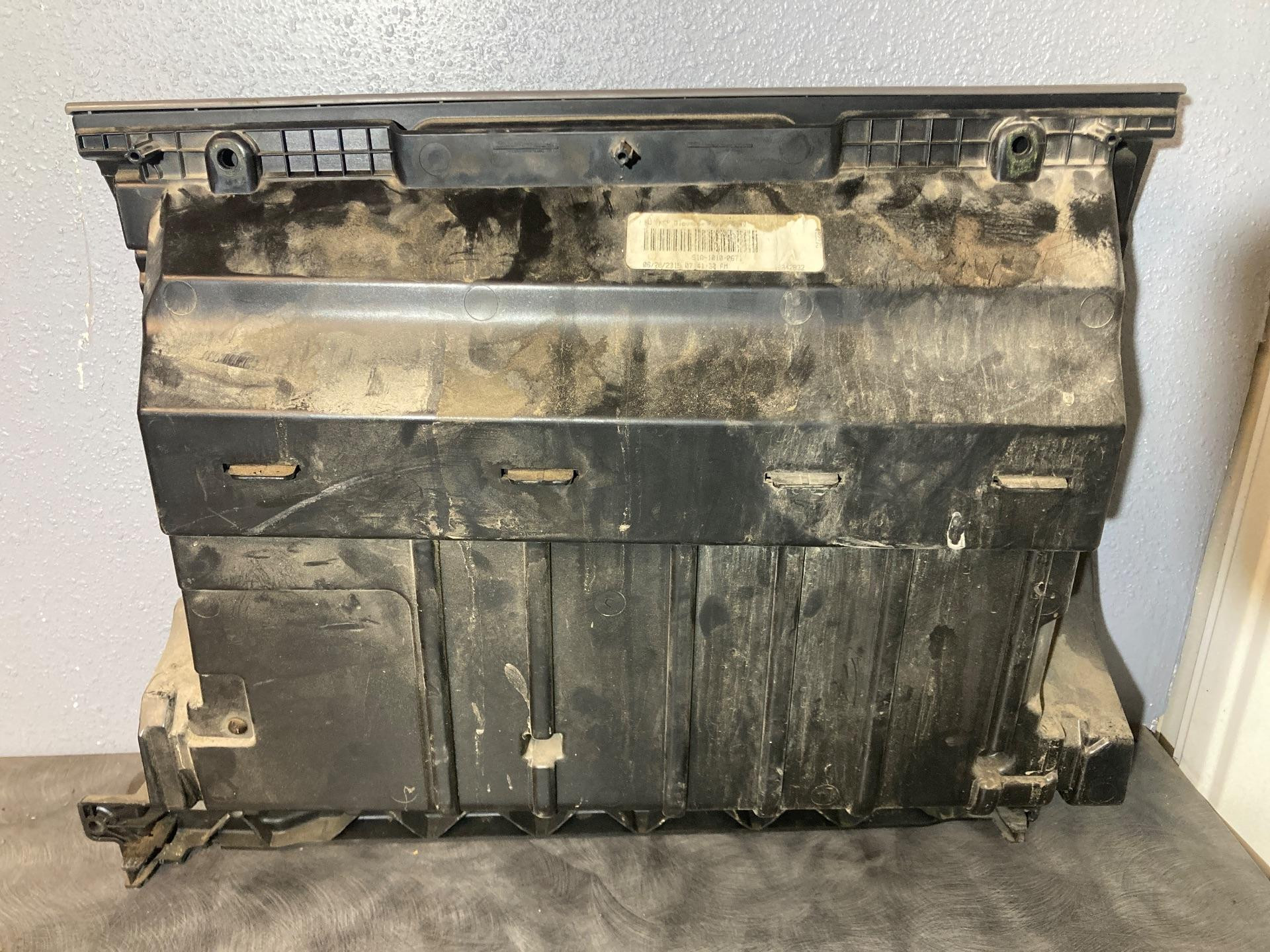 S10-1010-0671 | Kenworth T880 Dash Panel for Sale
