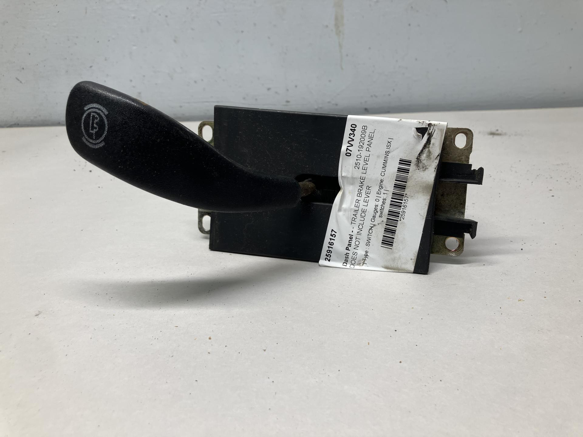 20437062 | Volvo VNL Dash Panel for Sale