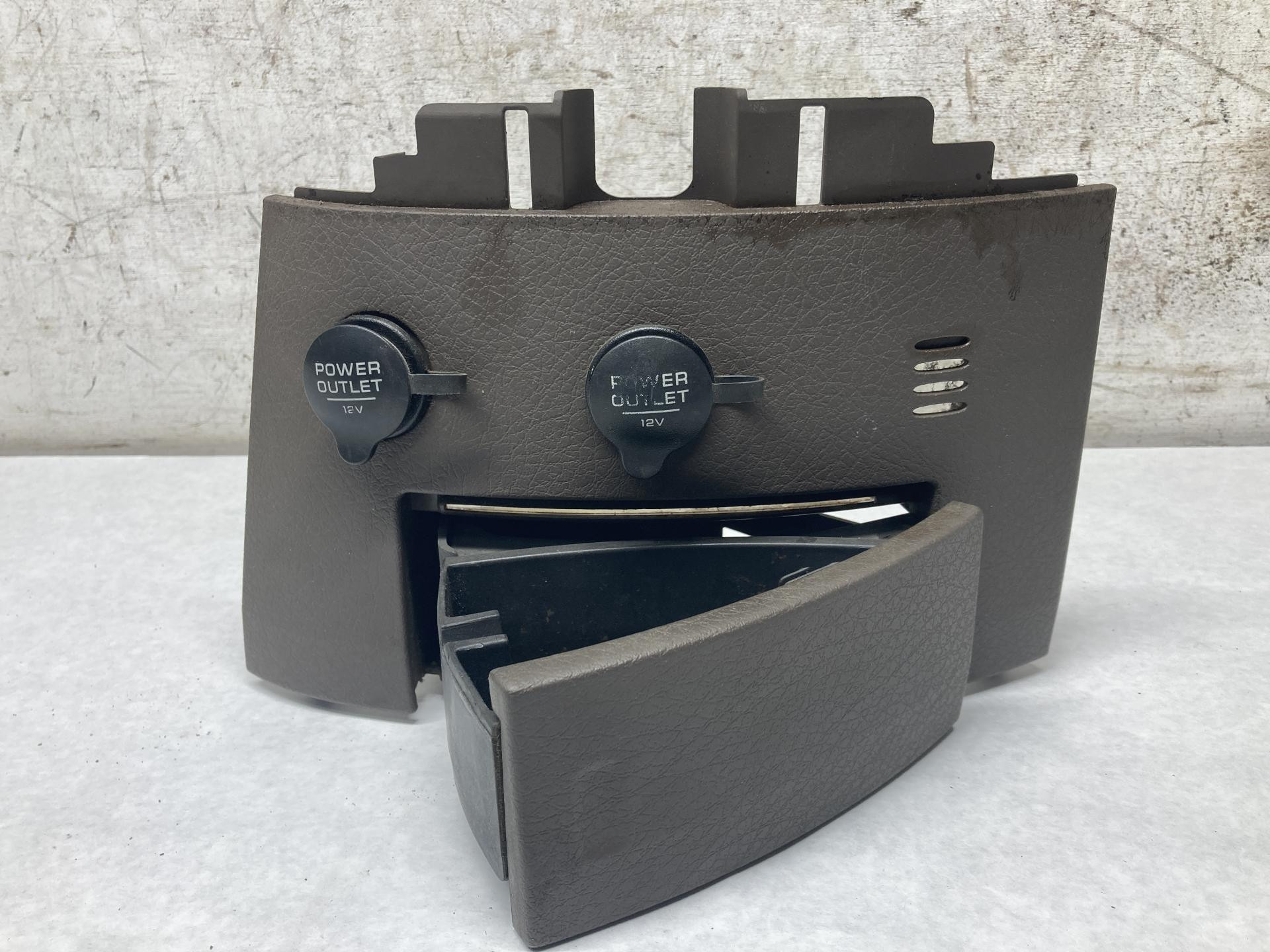 21488791 | Volvo VNL Dash Panel for Sale