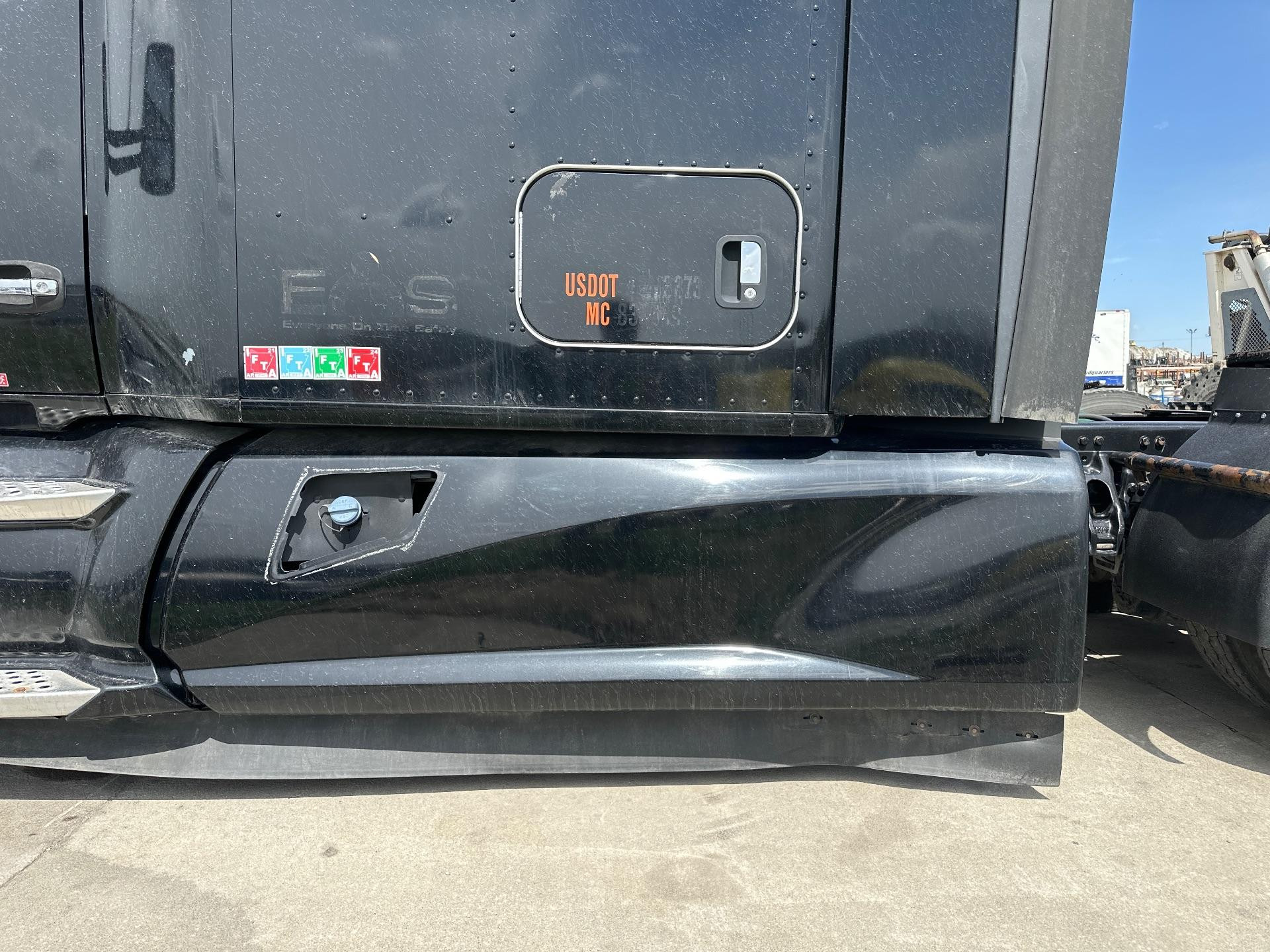 A331217-11100 | Kenworth T680 Skirt for Sale
