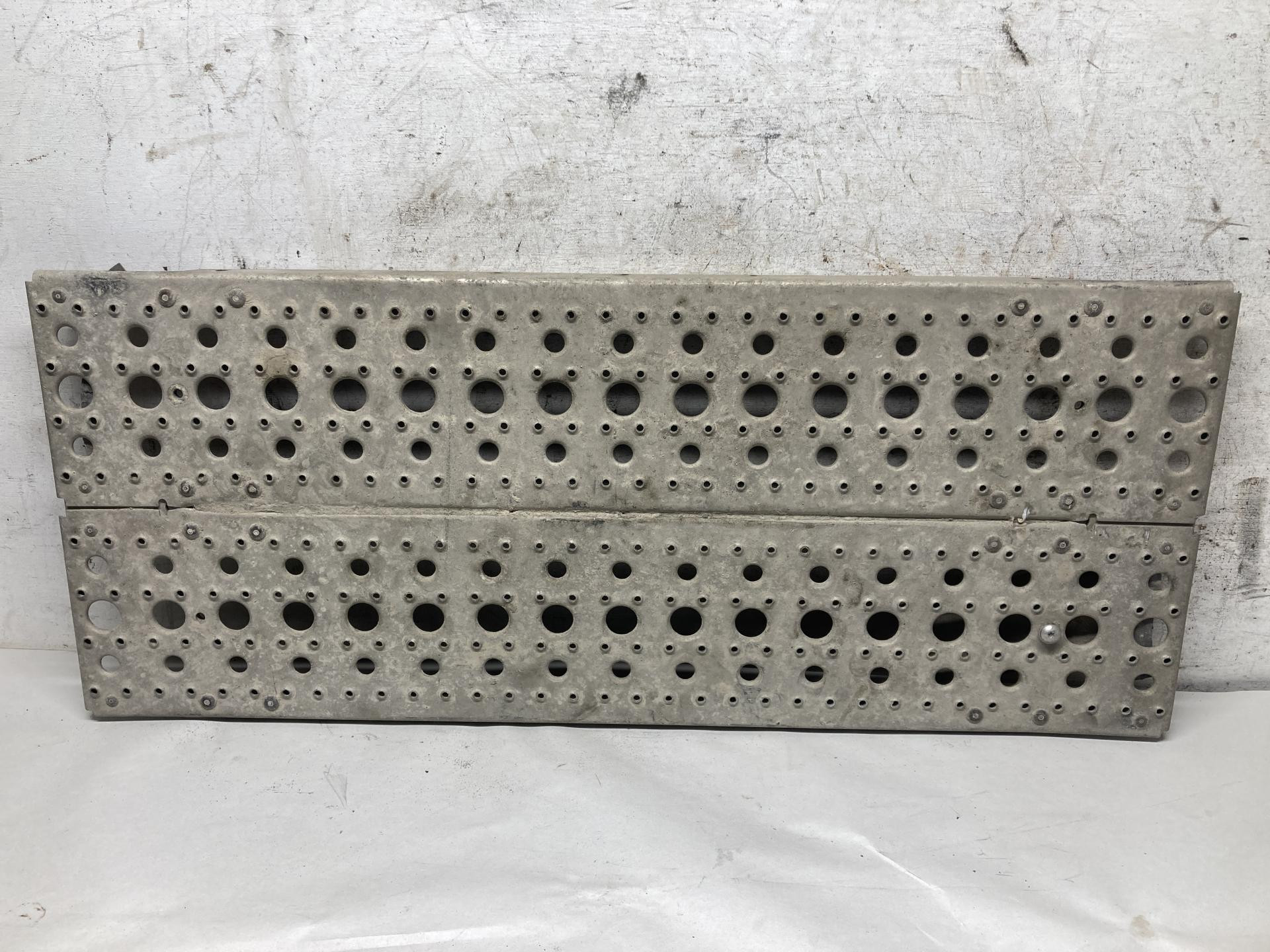 22-59578-000 | Freightliner CORONADO Deckplate for Sale