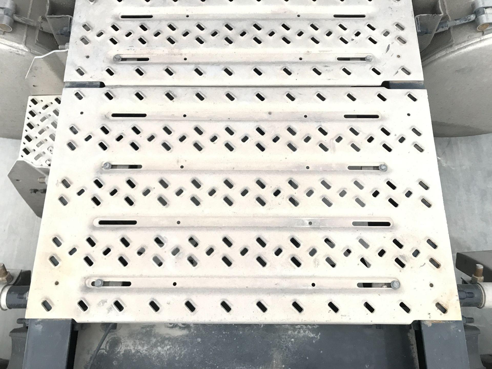 Mack ANTHEM (AN) Deckplate for Sale