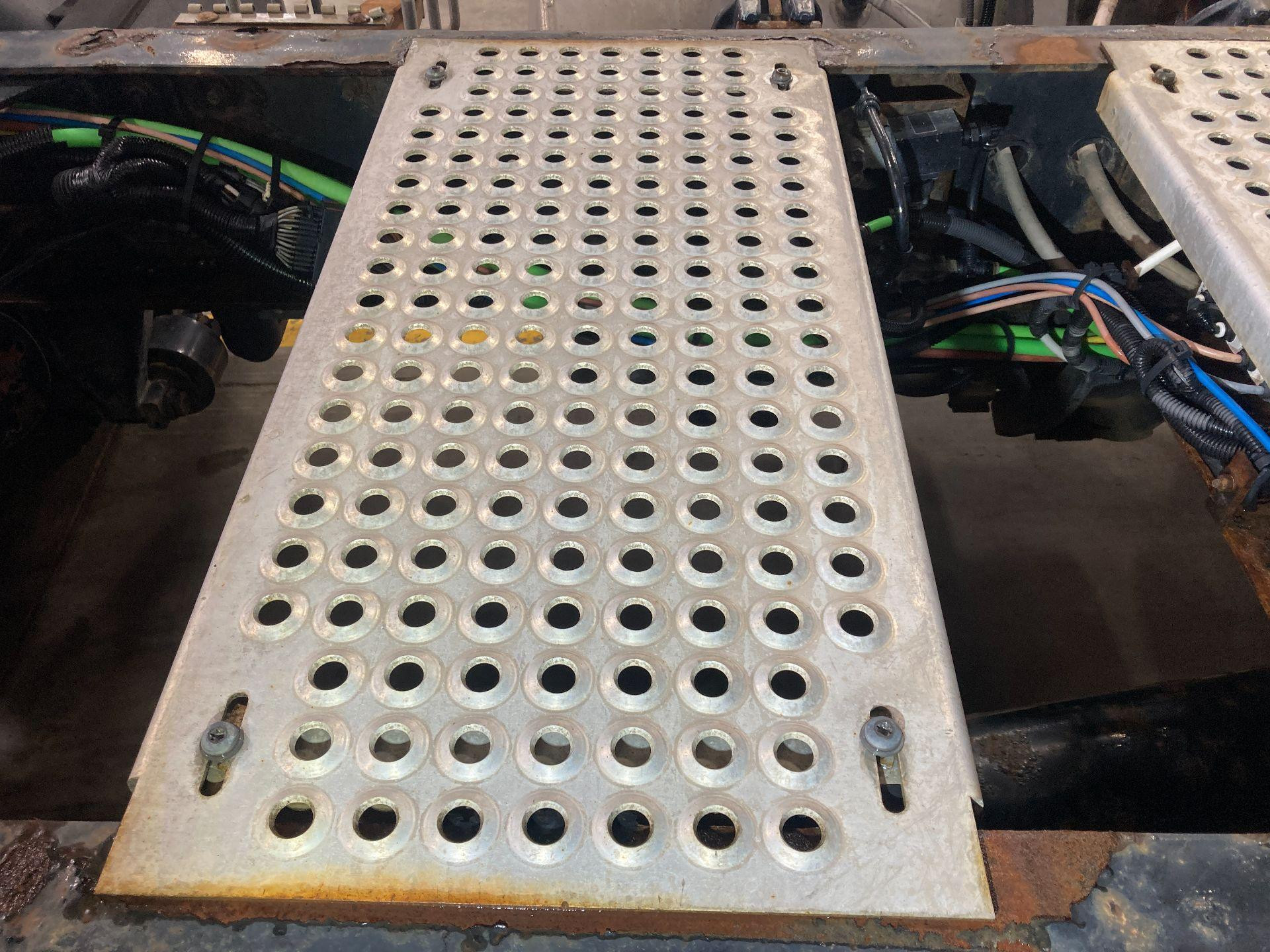 International RH Deckplate for Sale