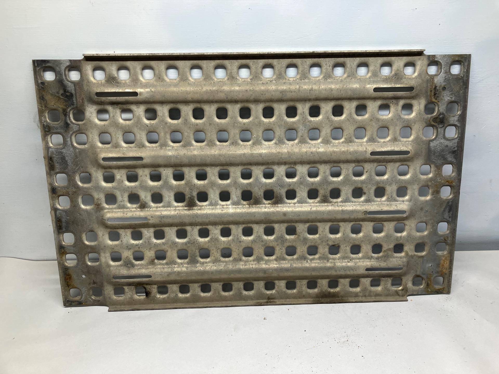 20559519 | Kenworth T680 Deckplate for Sale