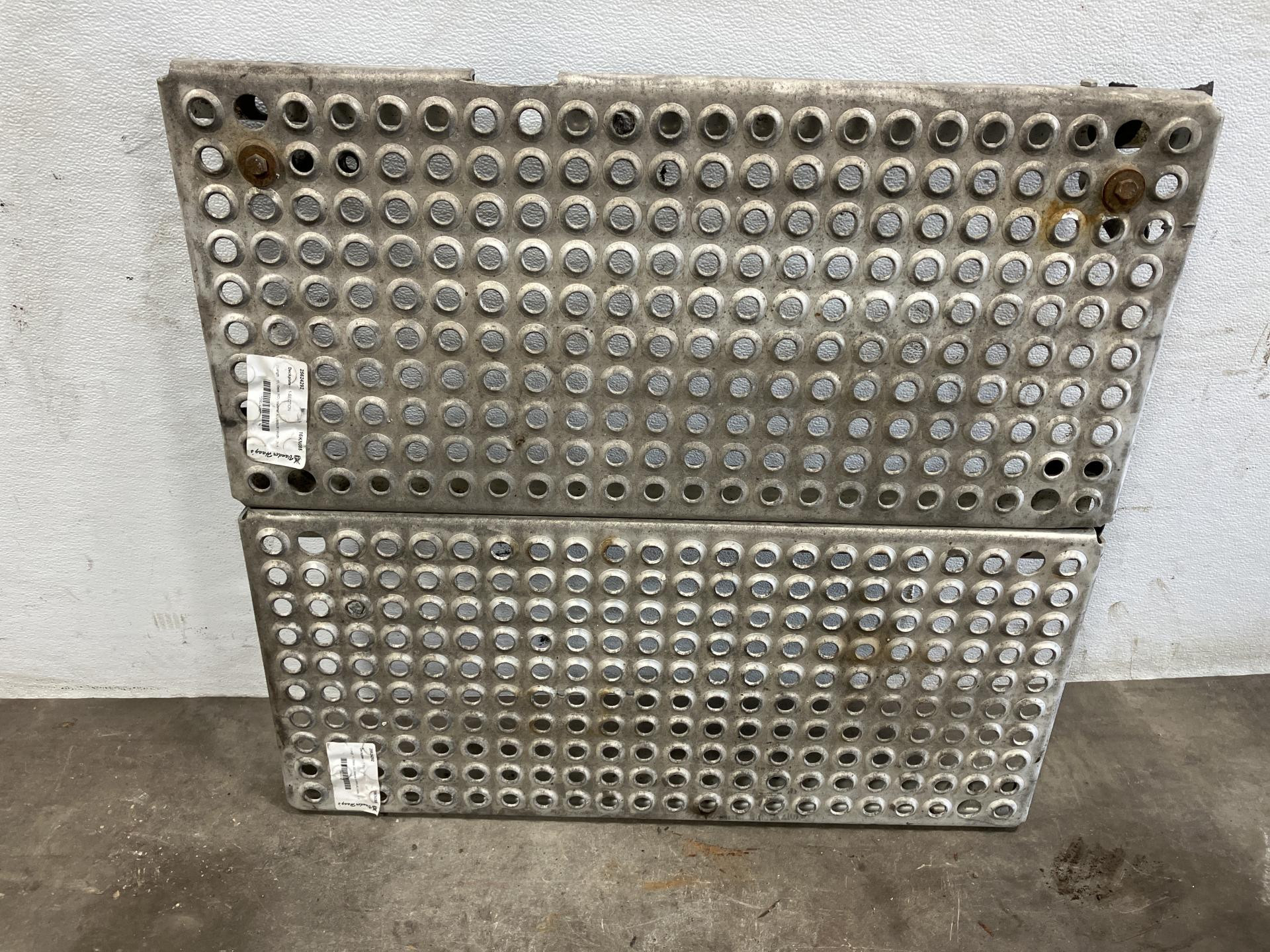 Kenworth W990 Deckplate for Sale