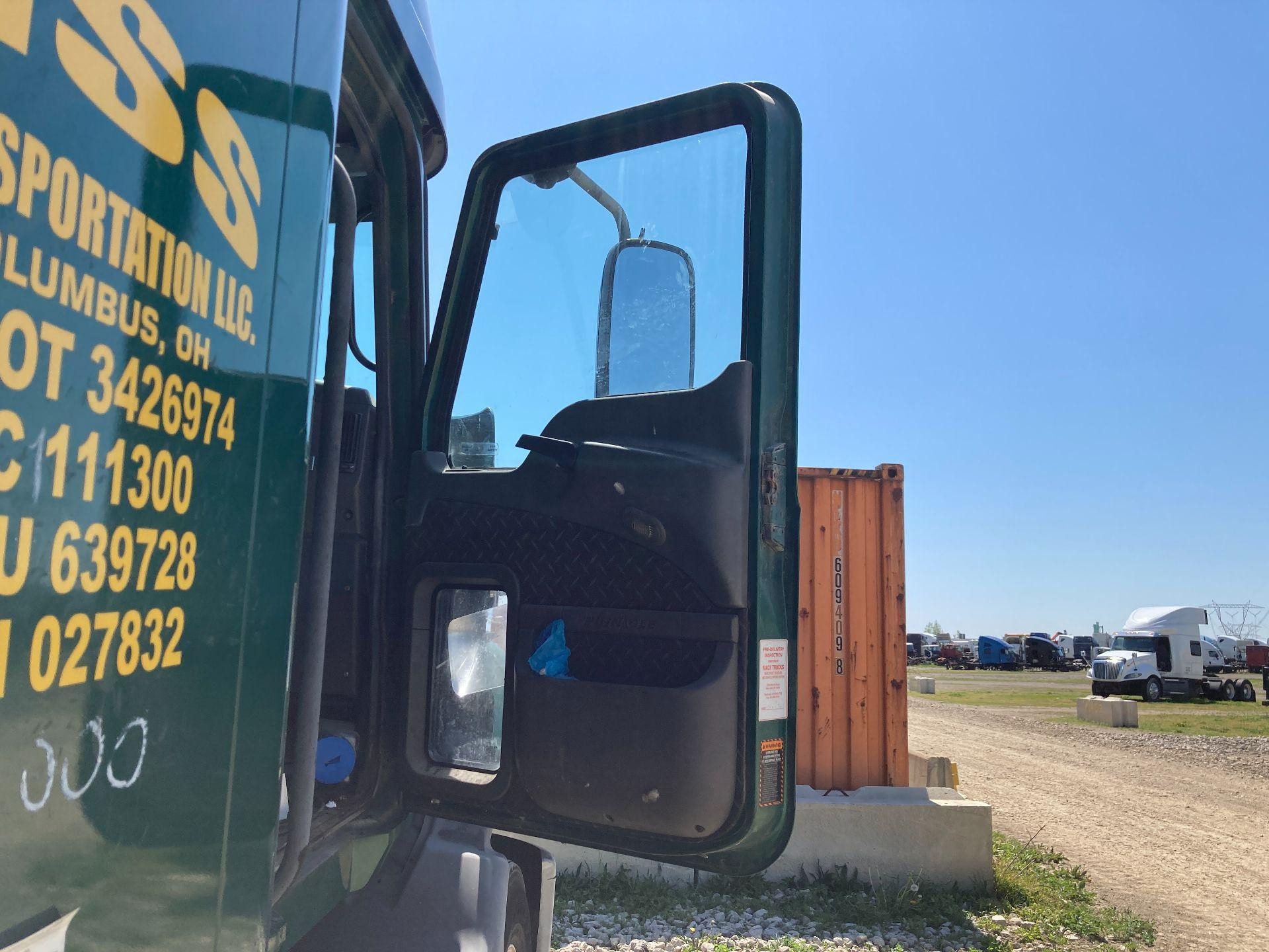 Mack GU813 Door for Sale