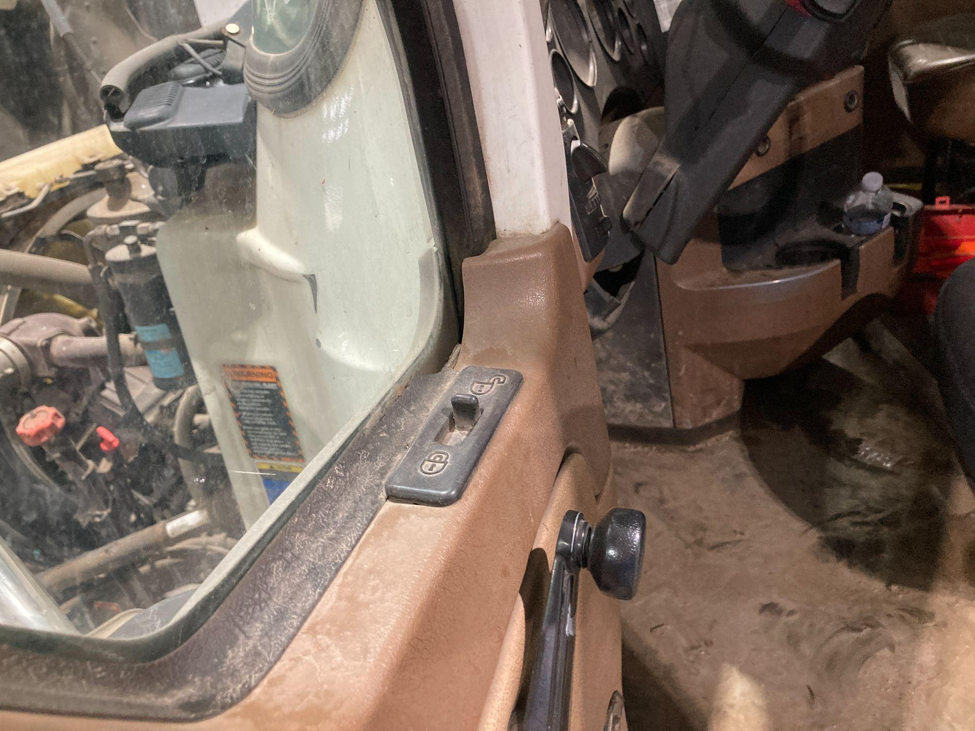 Mack GU813 Door for Sale