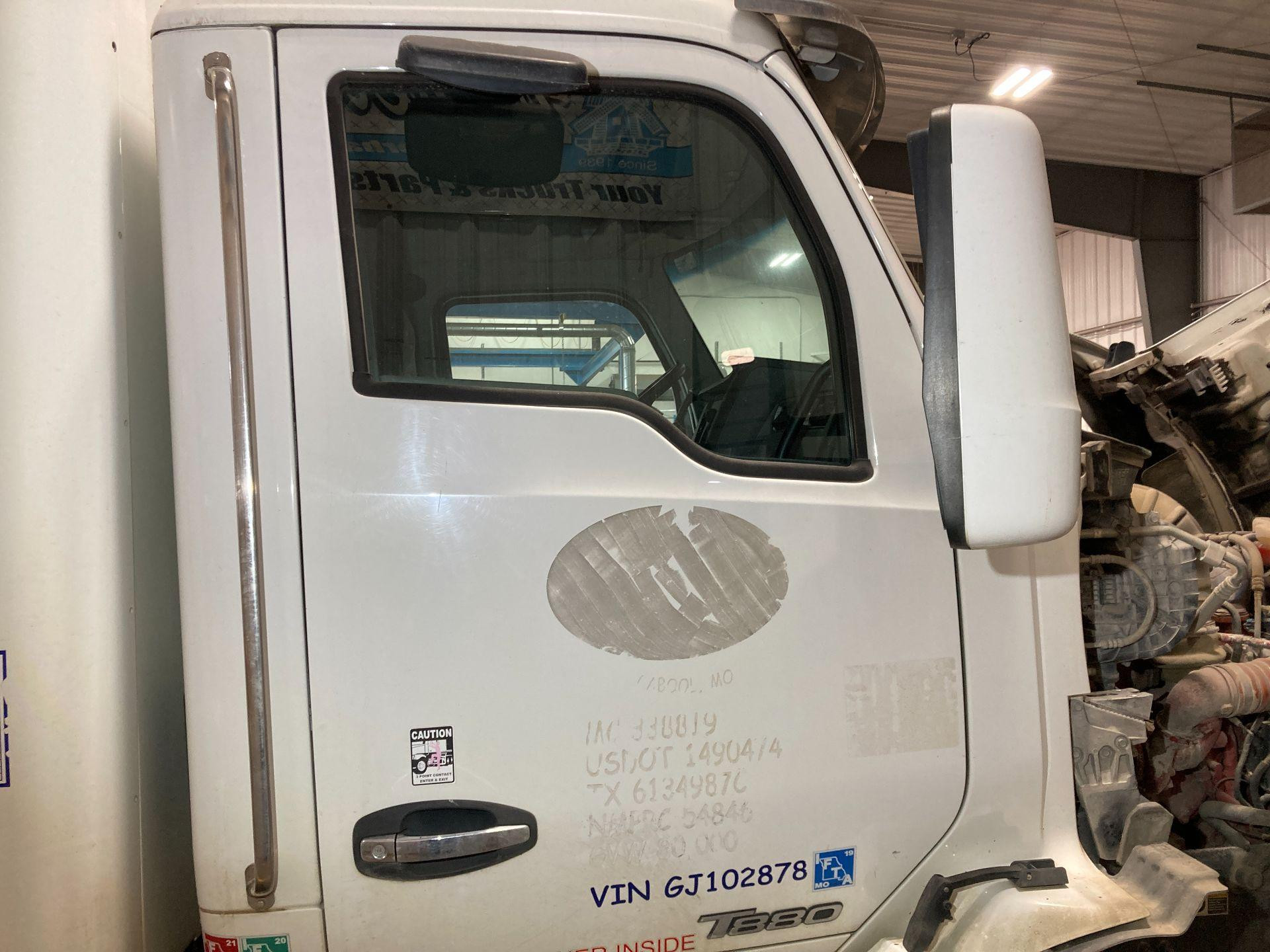 Kenworth T880 Door for Sale