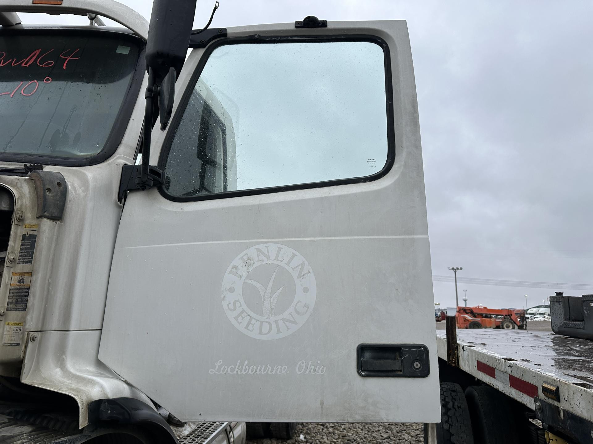 Volvo VHD Door for Sale