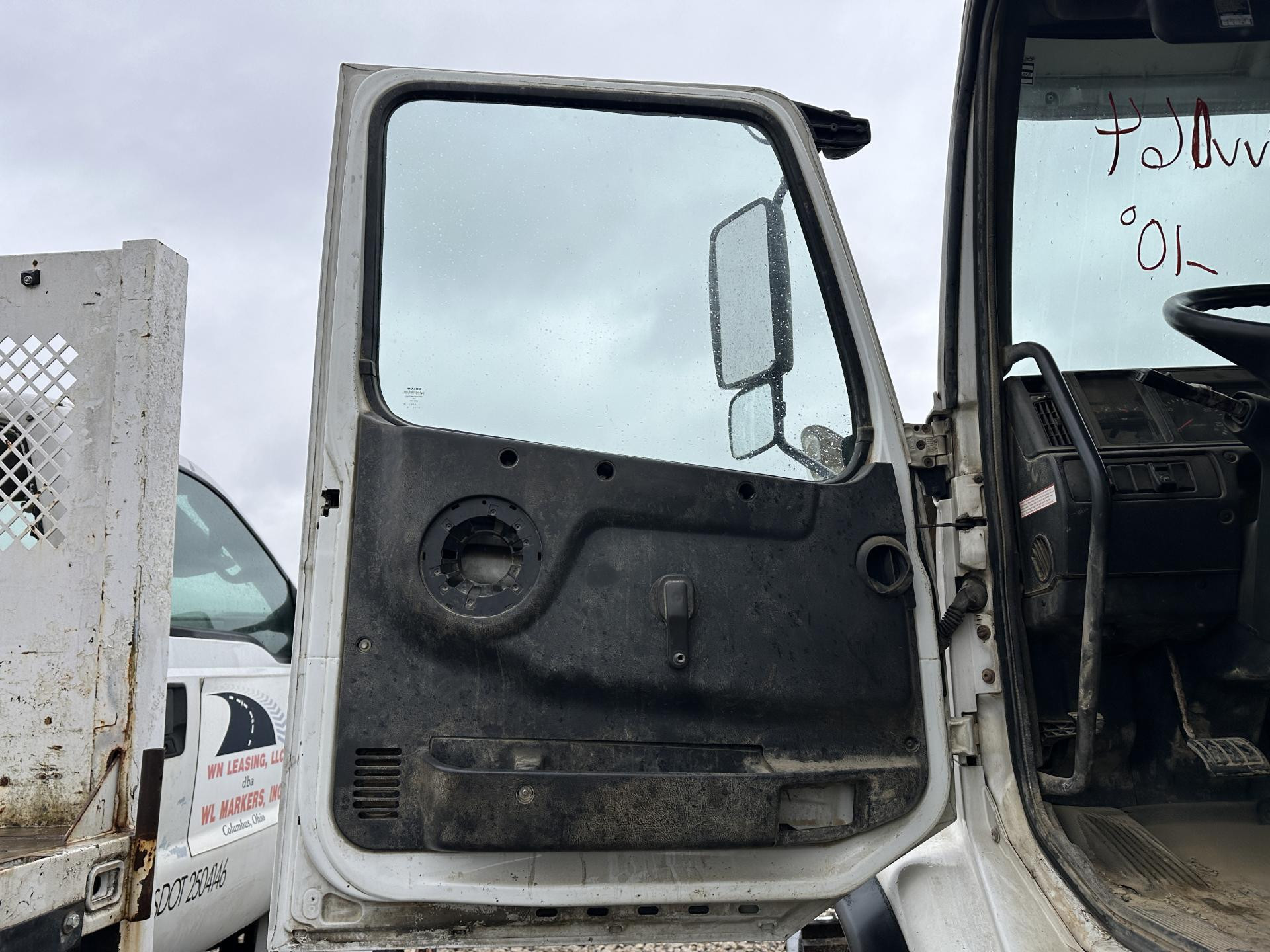 Volvo VHD Door for Sale
