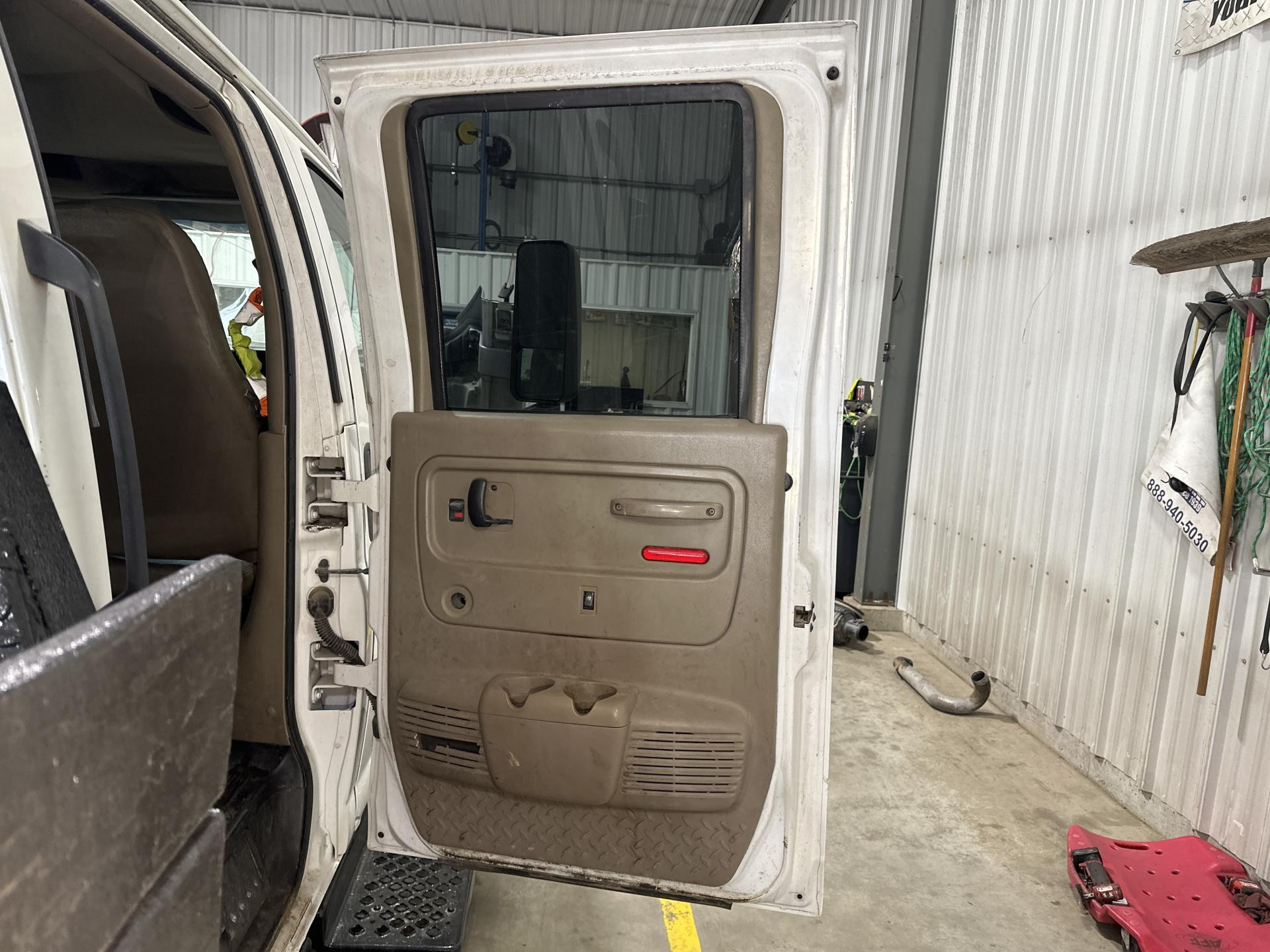 Chevrolet C5500 Rear Door Assembly | Back Door Assembly for Sale