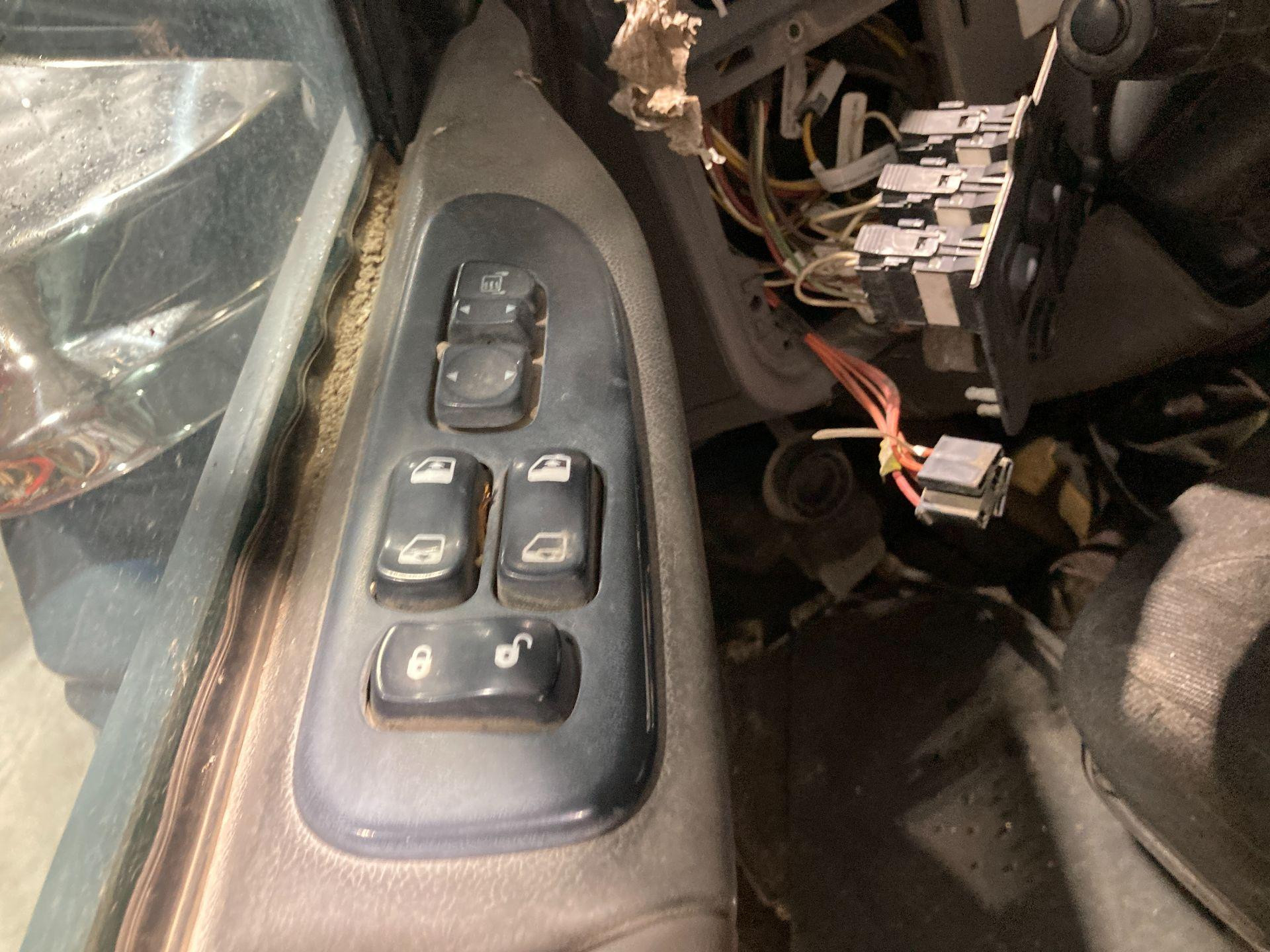 Peterbilt 367 Door Electrical Switch for Sale