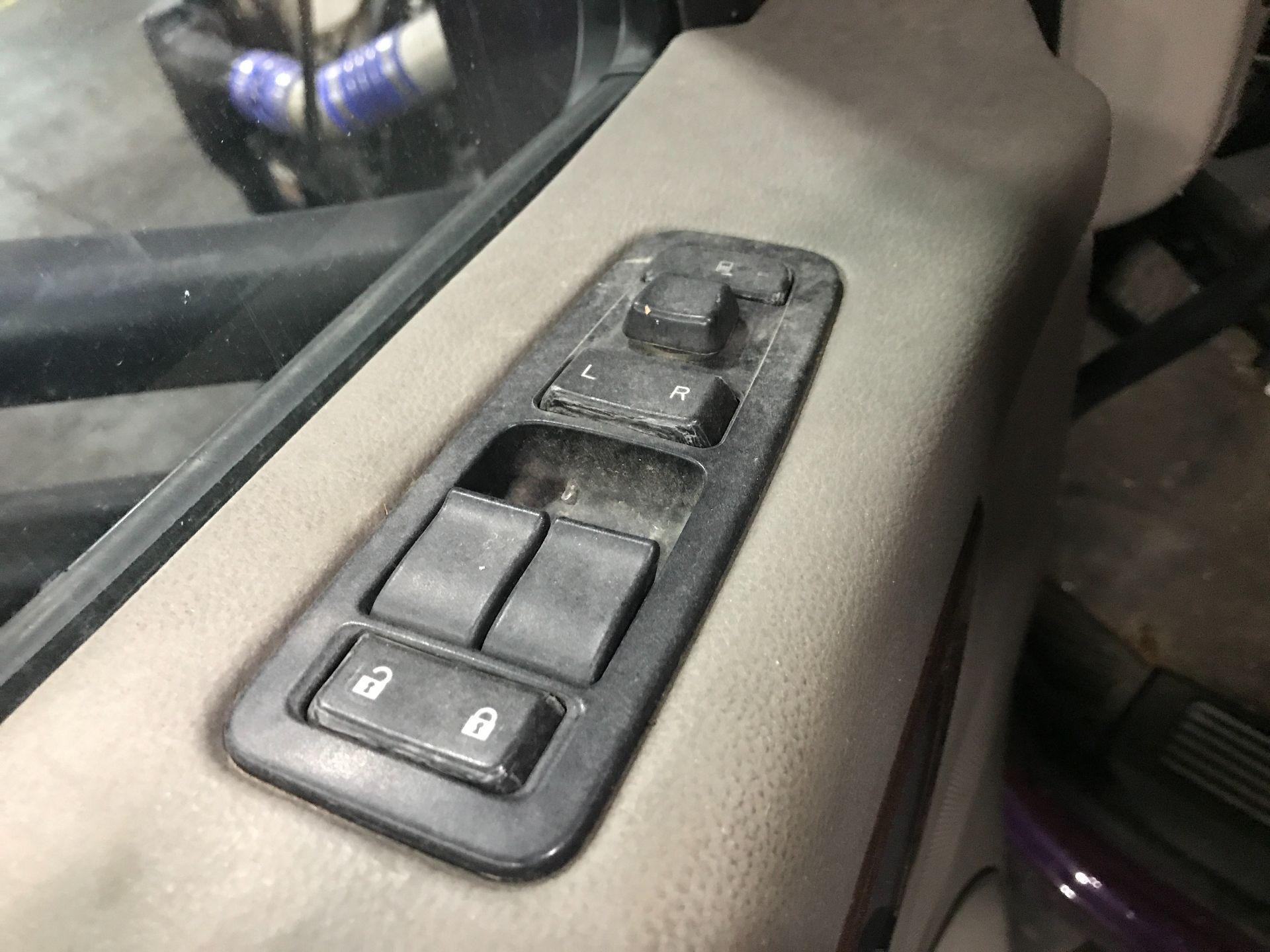 Peterbilt 579 Door Electrical Switch for Sale