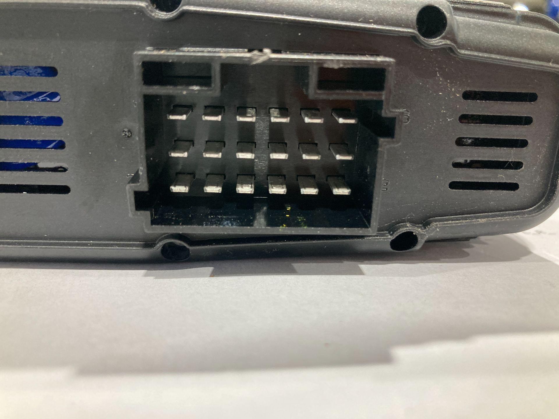 P21-1050-2102 | Peterbilt 579 Door Electrical Switch for Sale