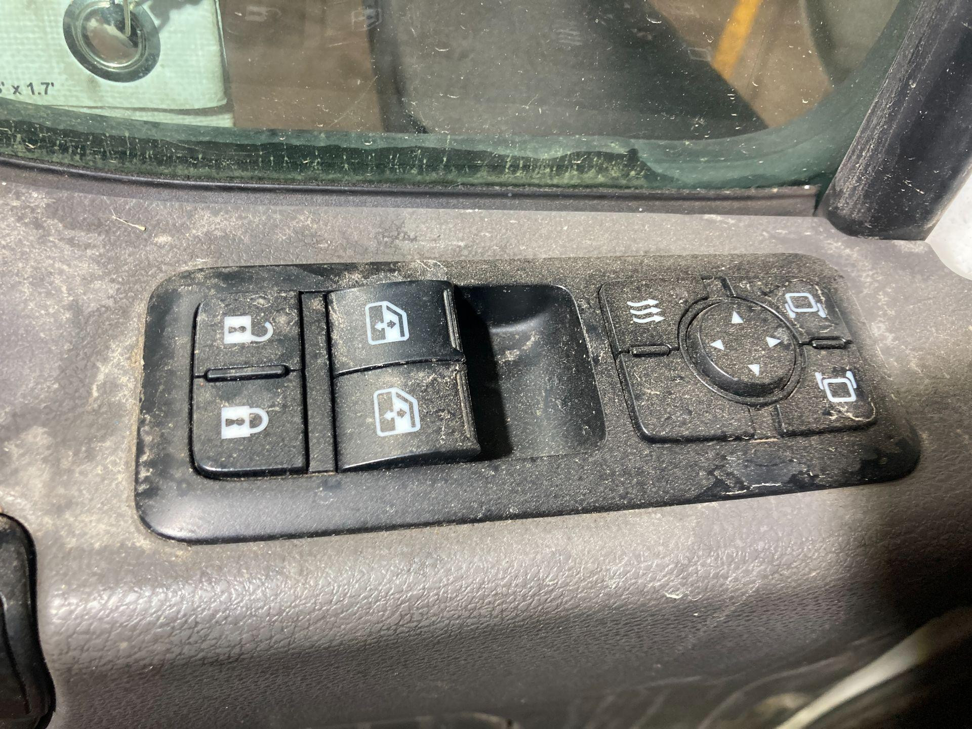 4061965C4 | International RH Door Electrical Switch for Sale