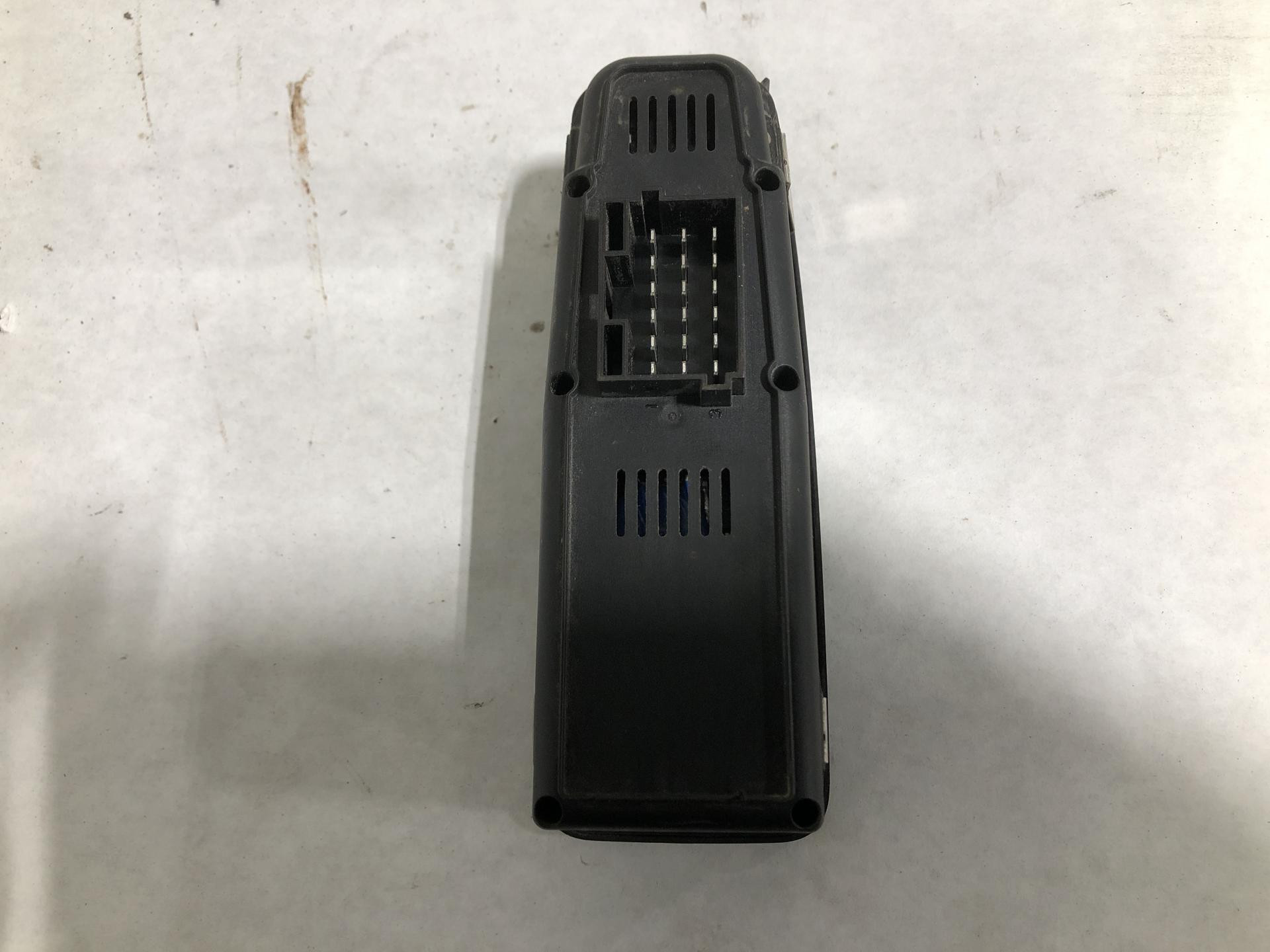 P21-1050-1102 | Kenworth T880 Door Electrical Switch for Sale