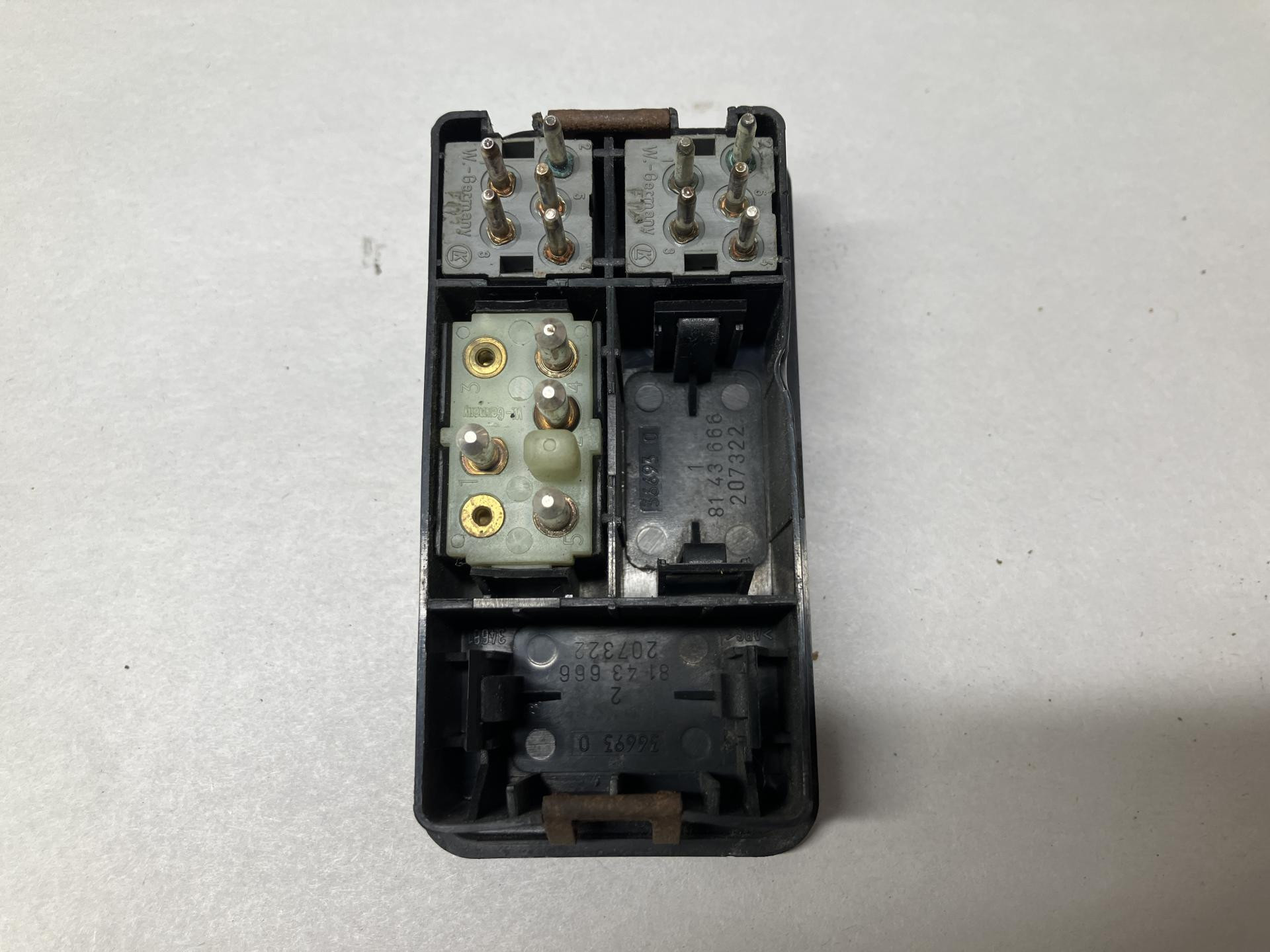 Volvo VNL Door Electrical Switch for Sale