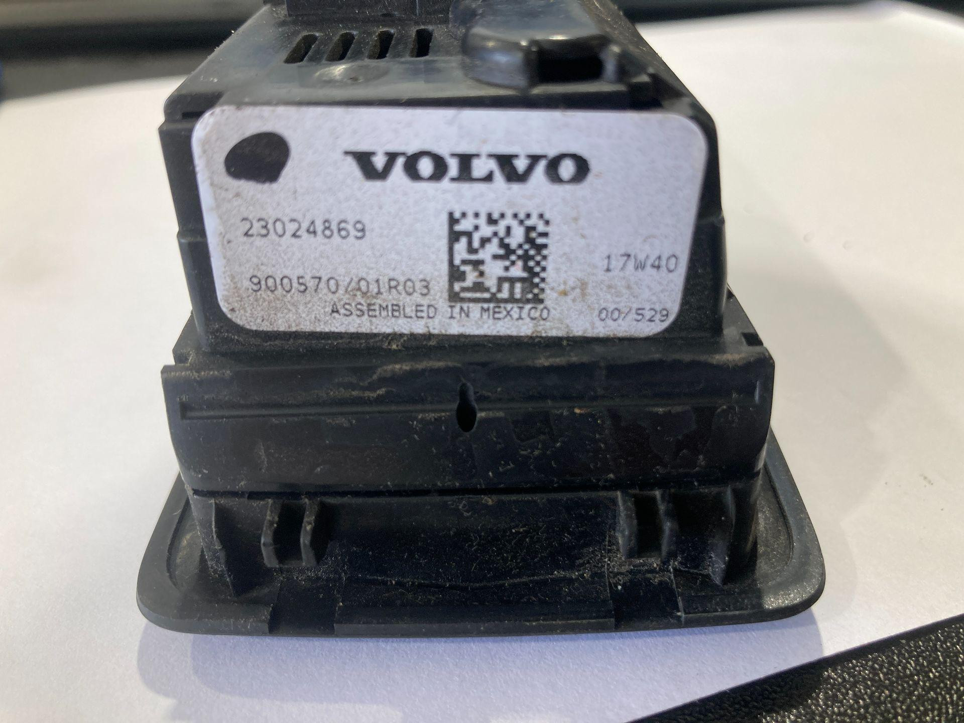 23024869 | Volvo VNL Door Electrical Switch for Sale