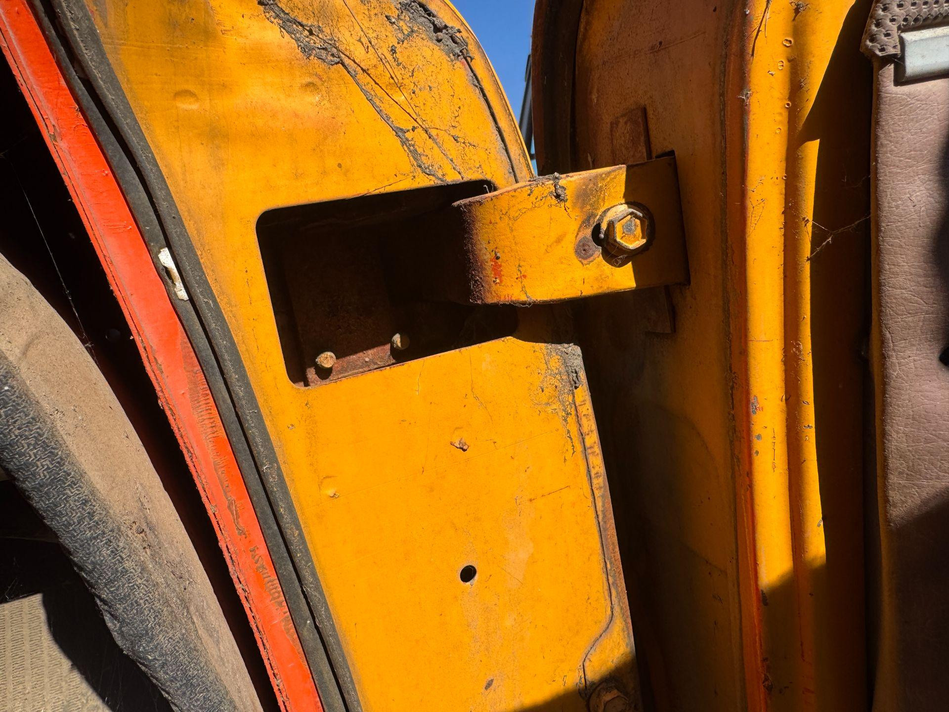 International 1800 LOADSTAR Door Hinge, Front for Sale