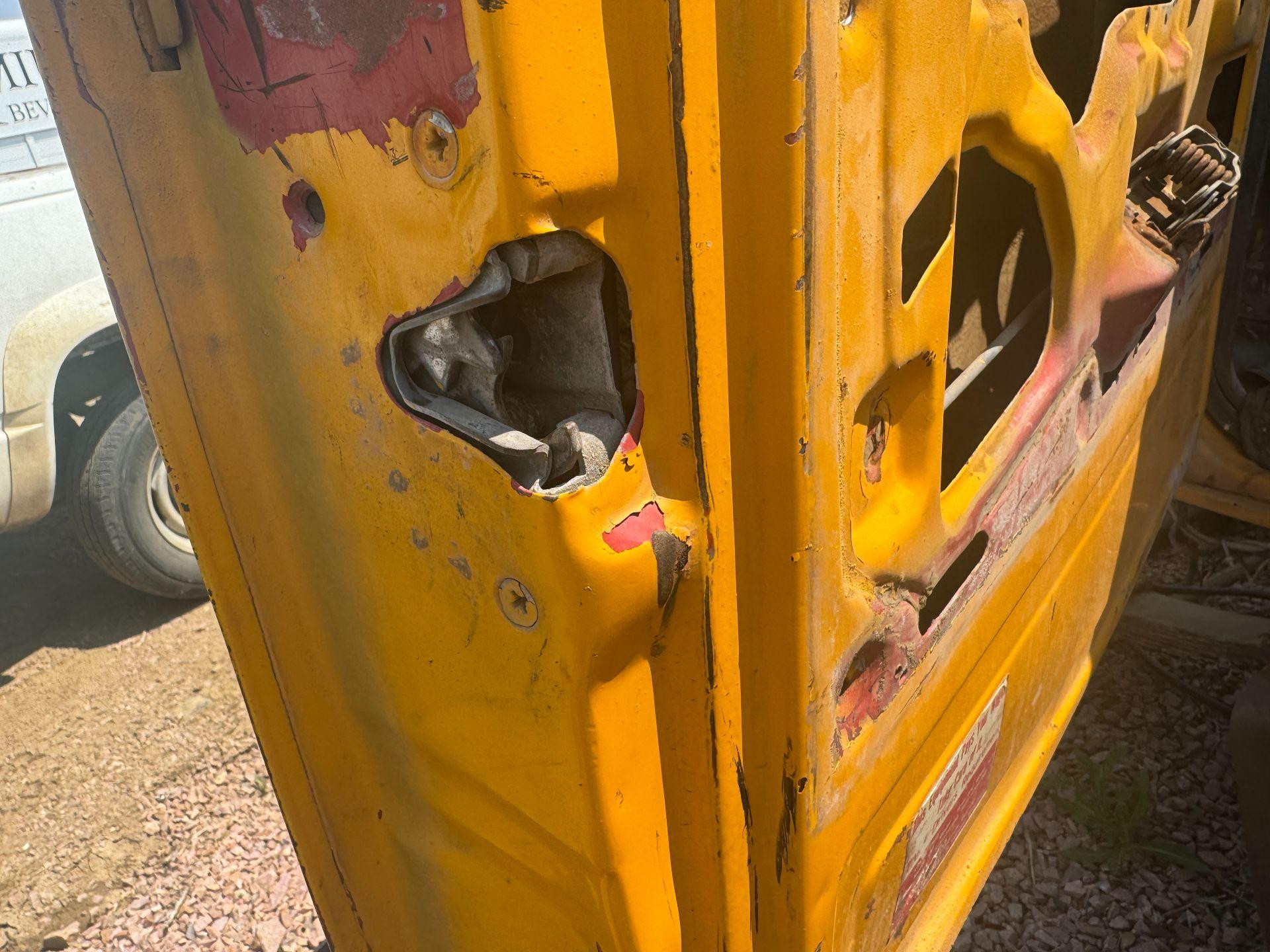 Ford F8000 Door Latch for Sale