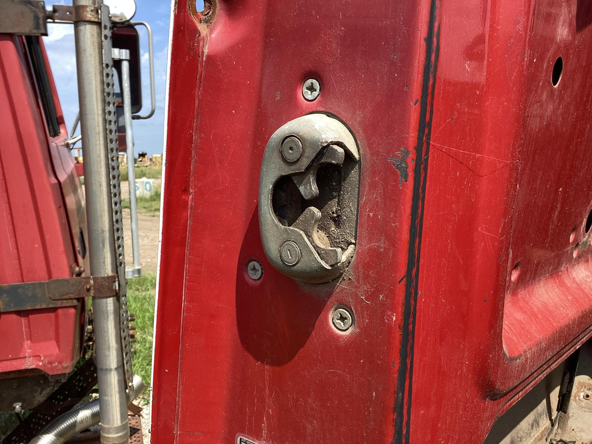 Ford LN700 Door Latch for Sale