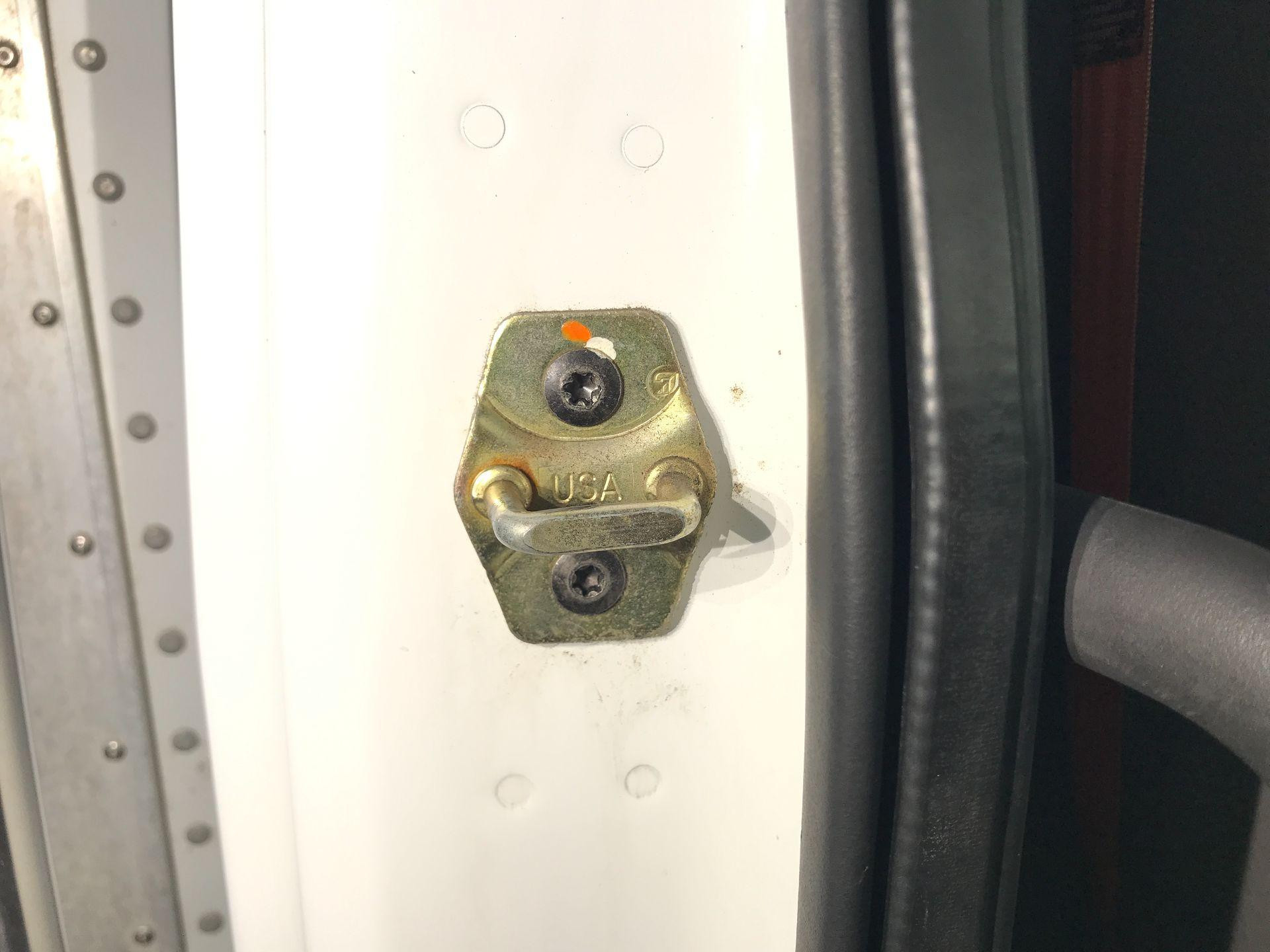 Freightliner M2 106 Door Latch for Sale