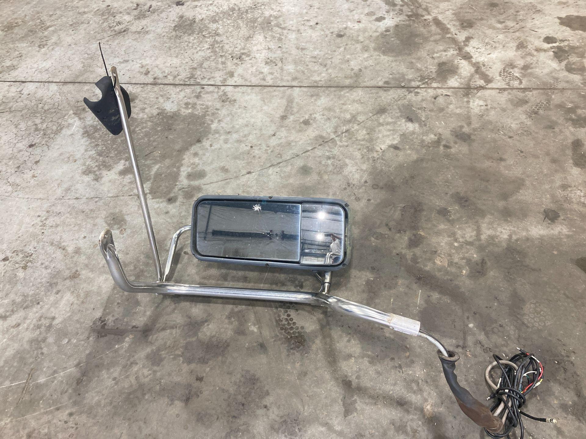R596101202 | Peterbilt 337 Door Mirror for Sale
