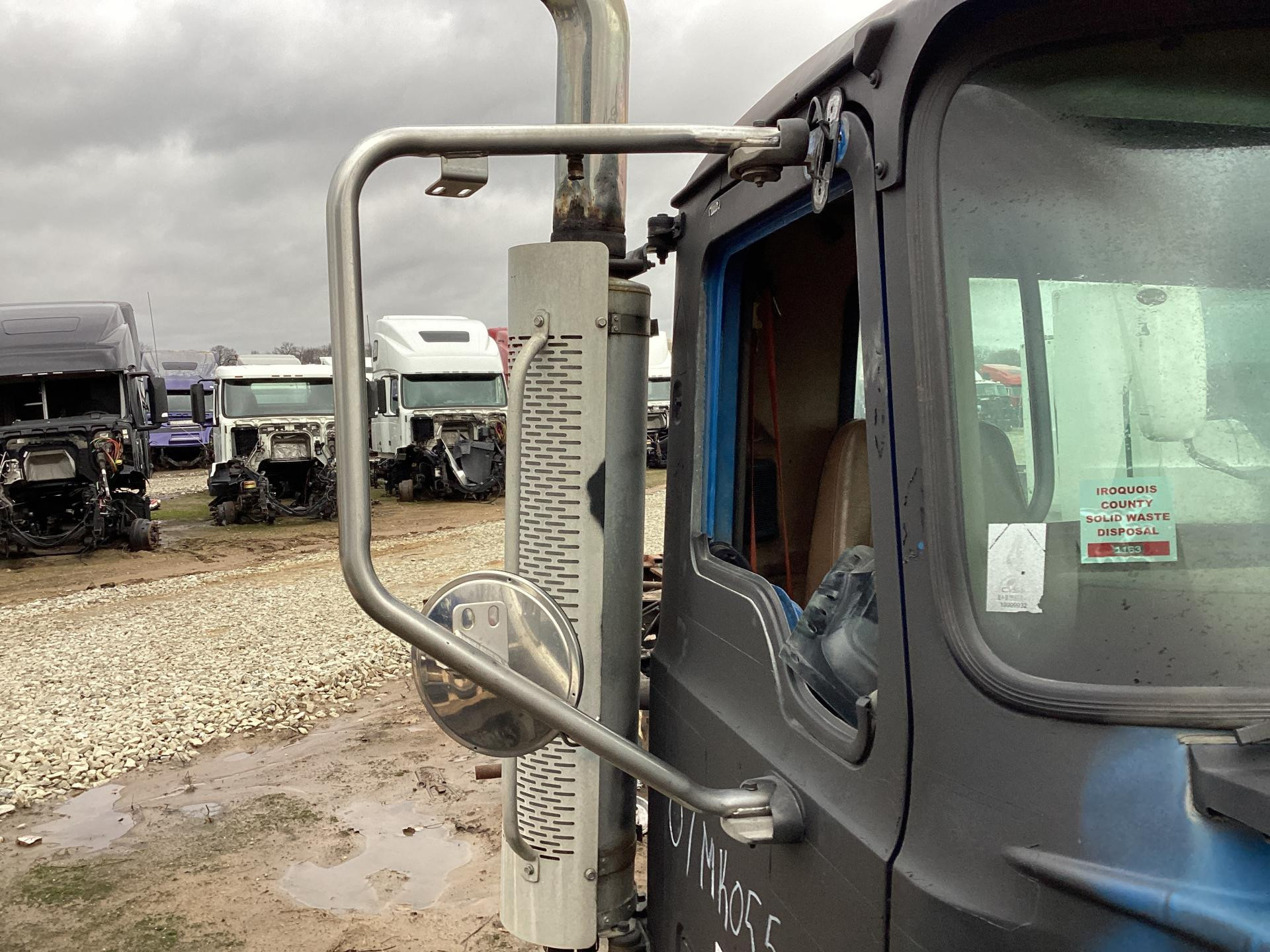 Mack CV GRANITE Door Mirror, Bracket for Sale