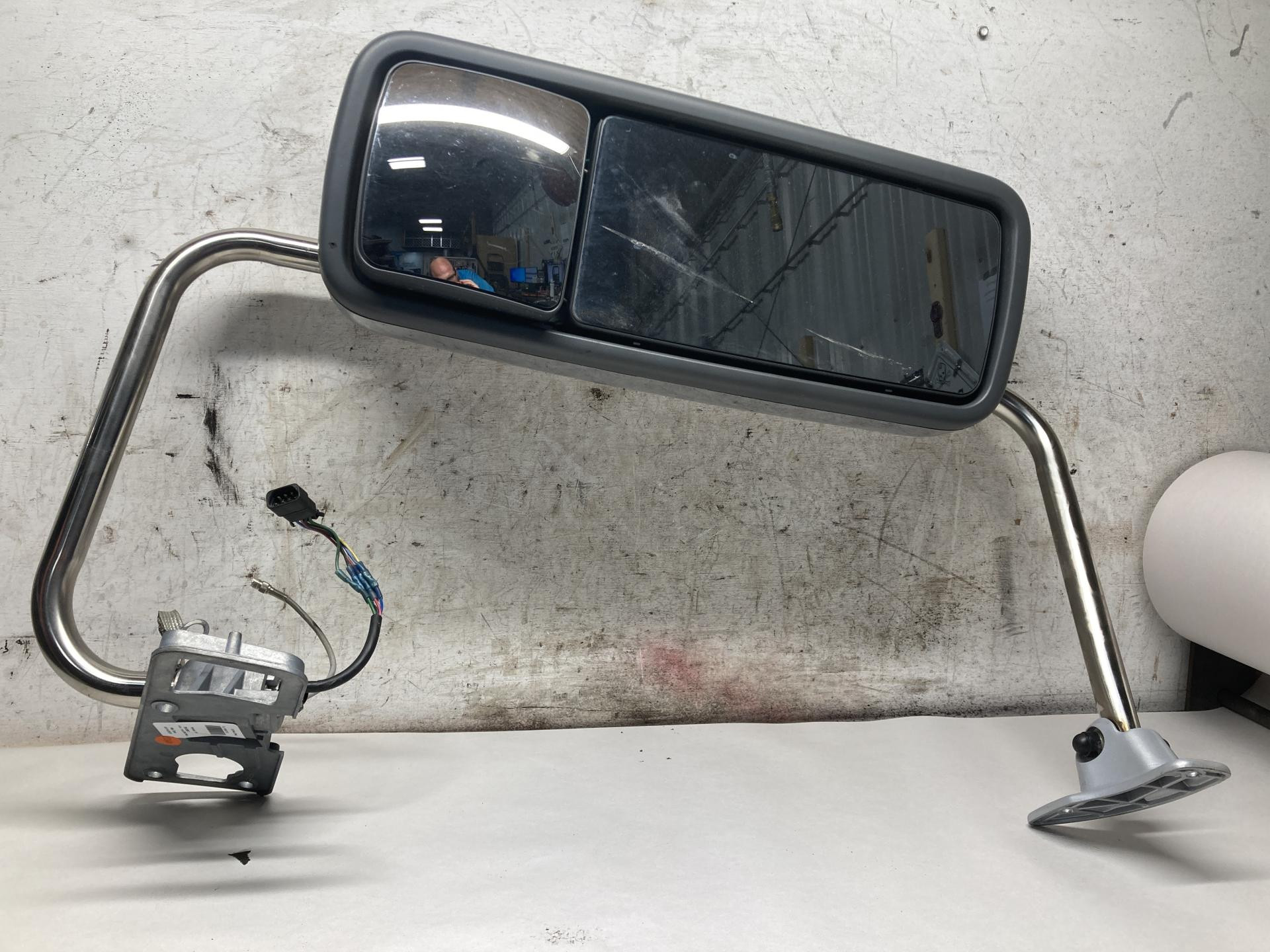 TL 285210C | Freightliner CORONADO Door Mirror for Sale