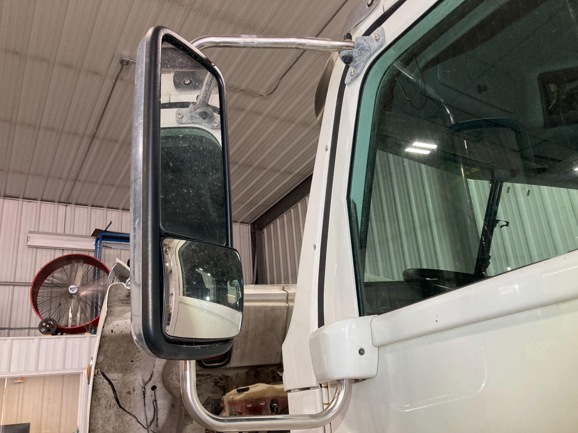 A22-62034-004 | Freightliner 122SD Door Mirror for Sale
