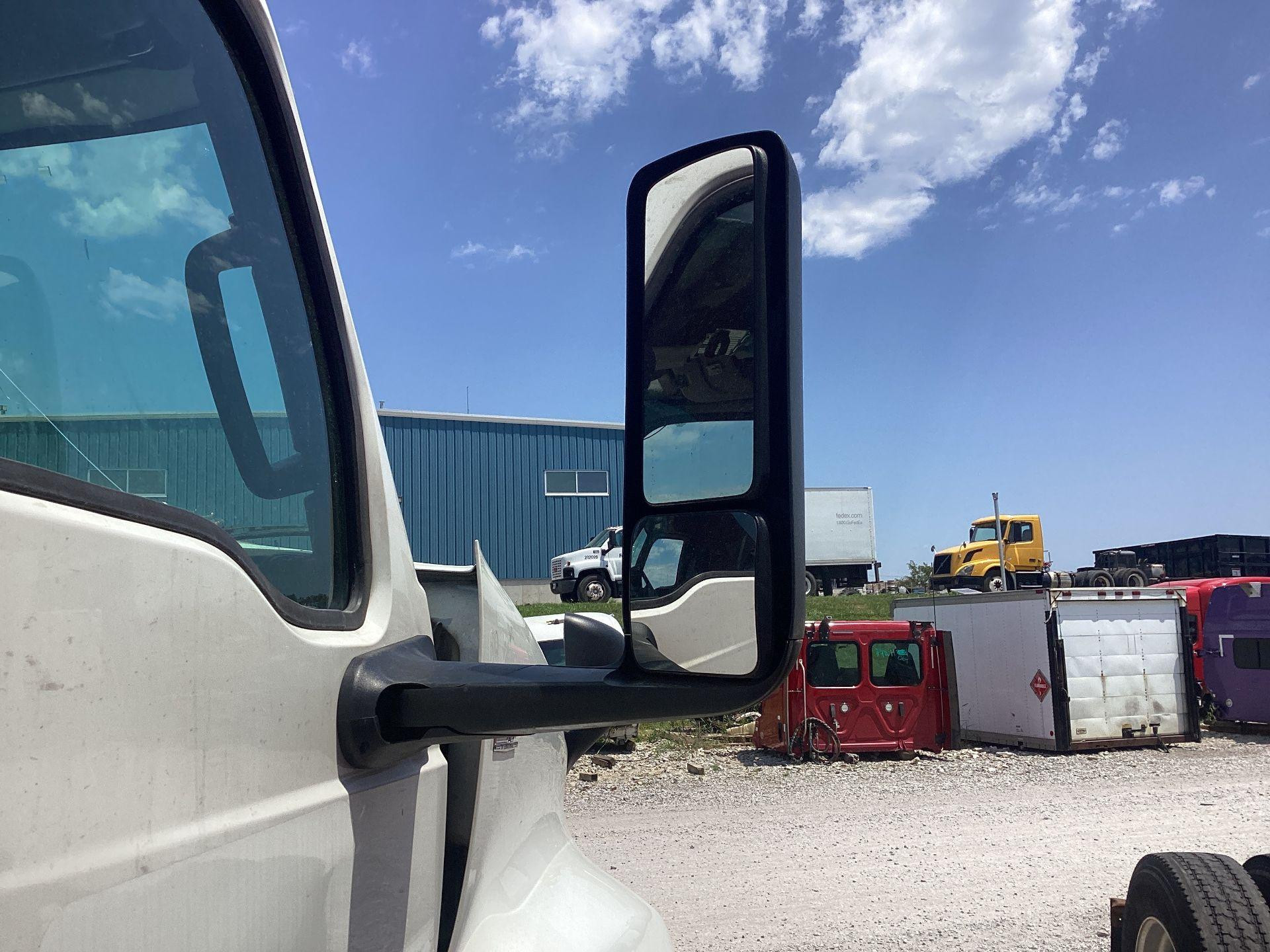 4188589C91 | International MV607 Door Mirror for Sale