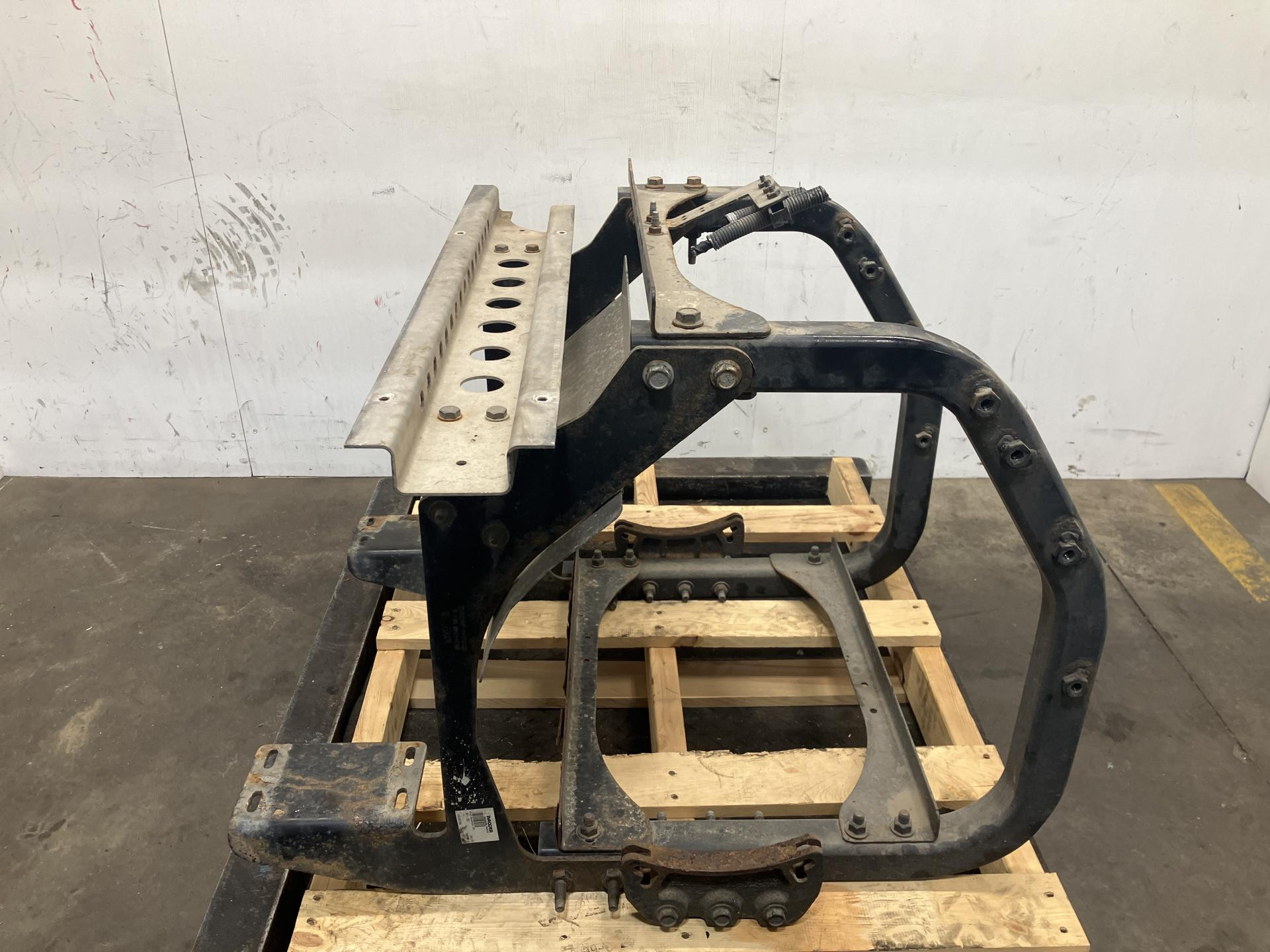 N/A | Peterbilt 579 DPF Assembly, Less Filters for Sale