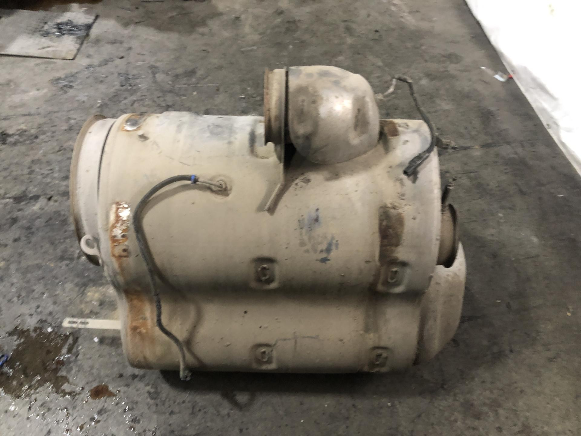 Mack PINNACLE DPF Assembly, Less Filters for Sale
