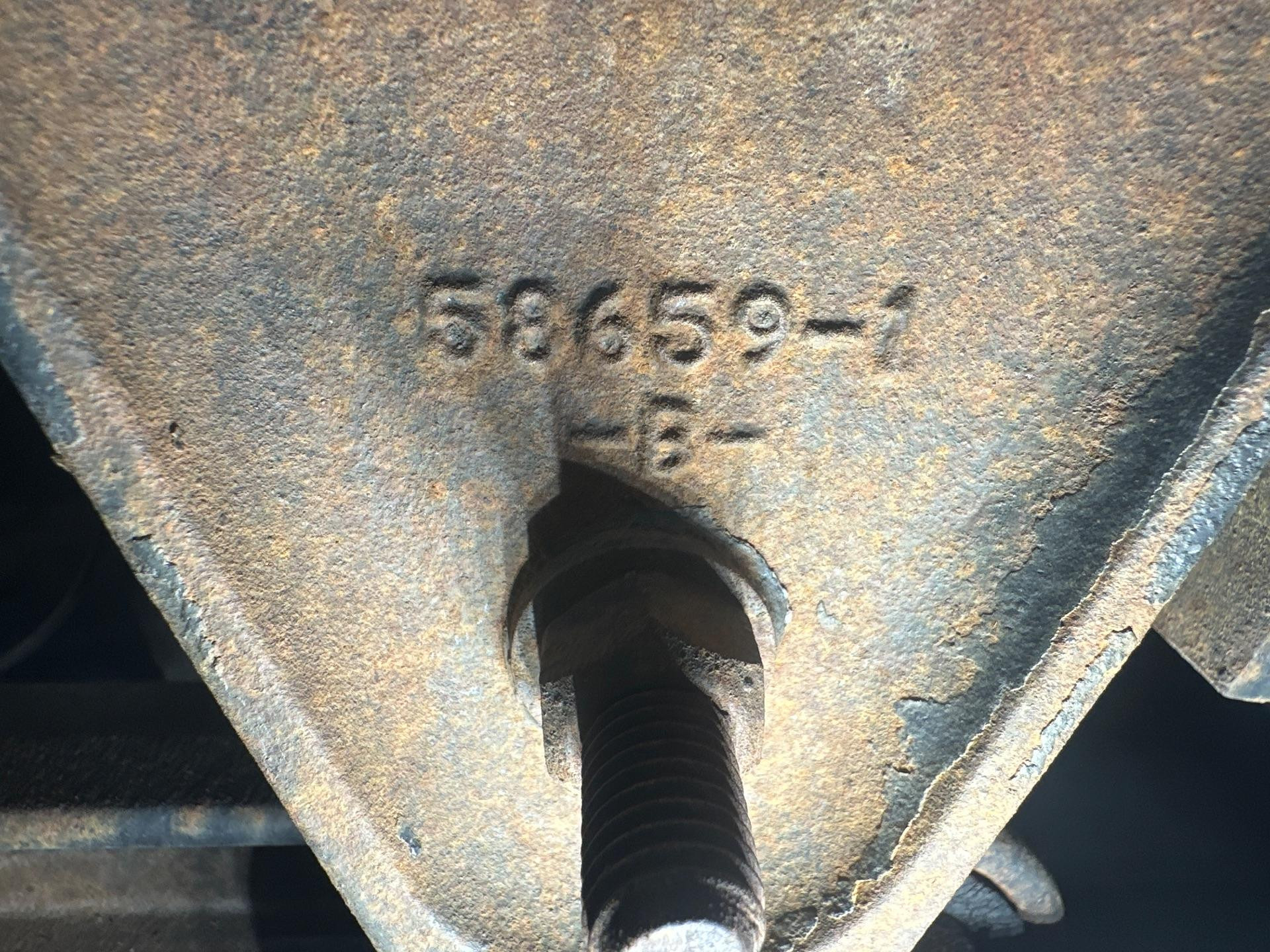 Mack CH600 Suspension Spring Hanger for Sale