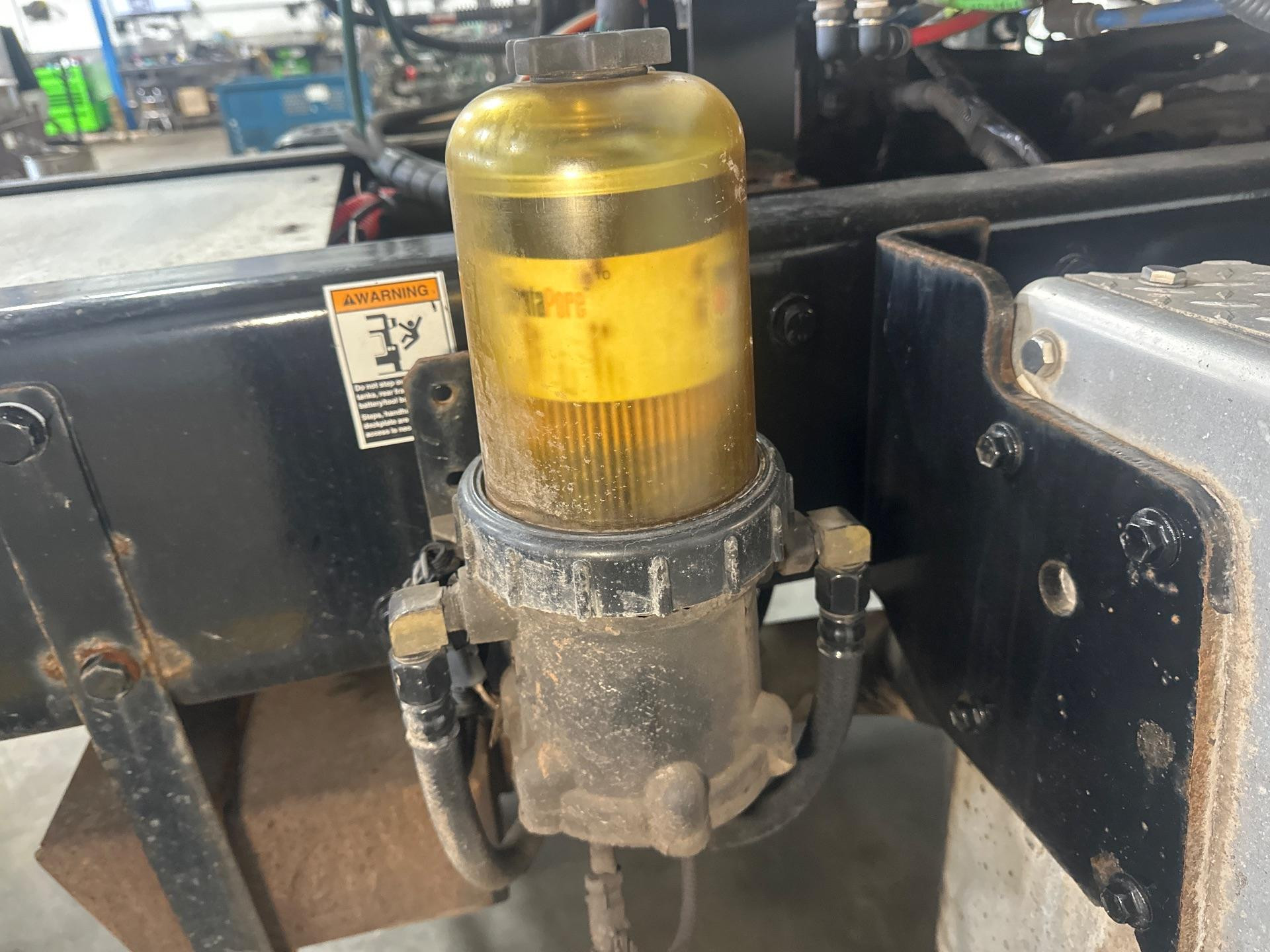 Paccar PX9 Fuel Filter Assembly for Sale